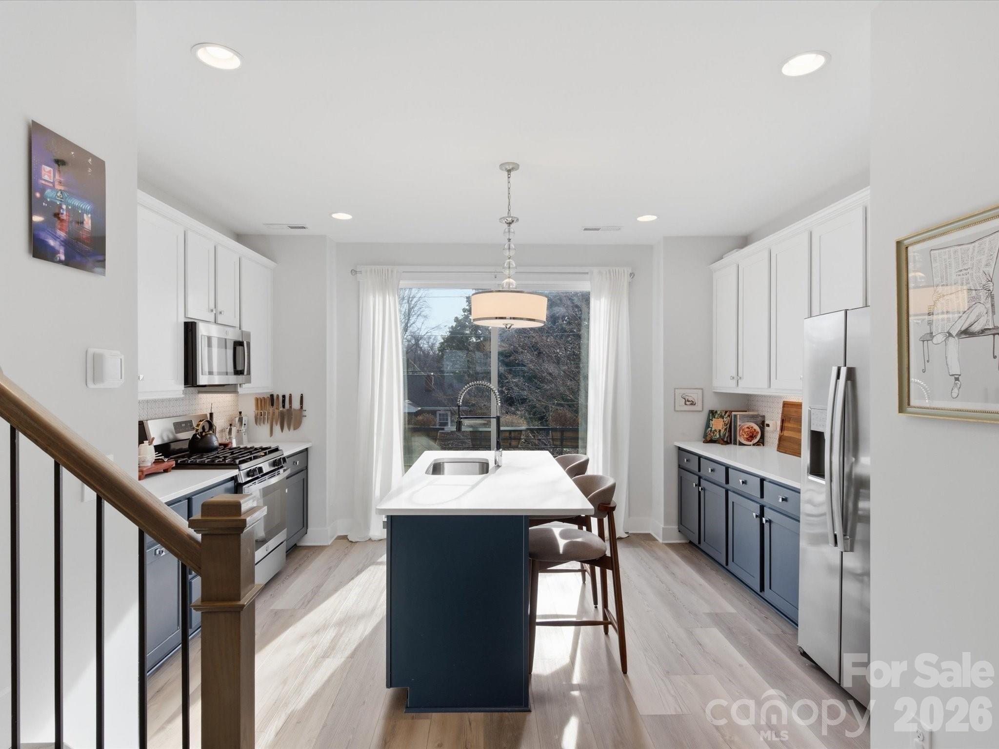 Photo 5 of 1013 E 36th Street, Charlotte, NC