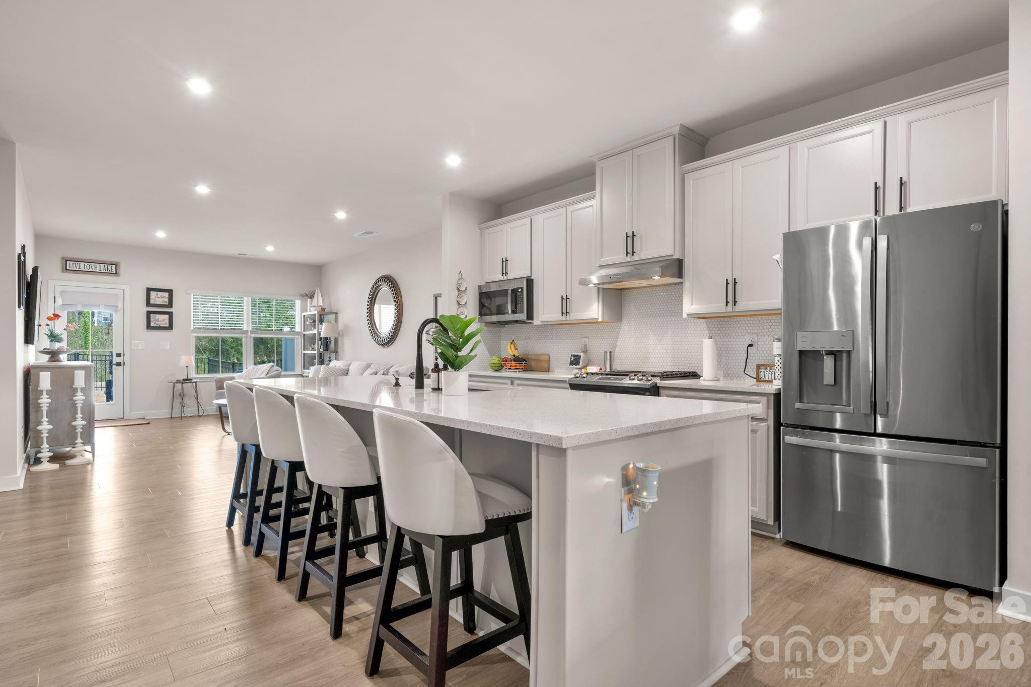 Photo 3 of 910 Prince Garrett Way, Denver, NC