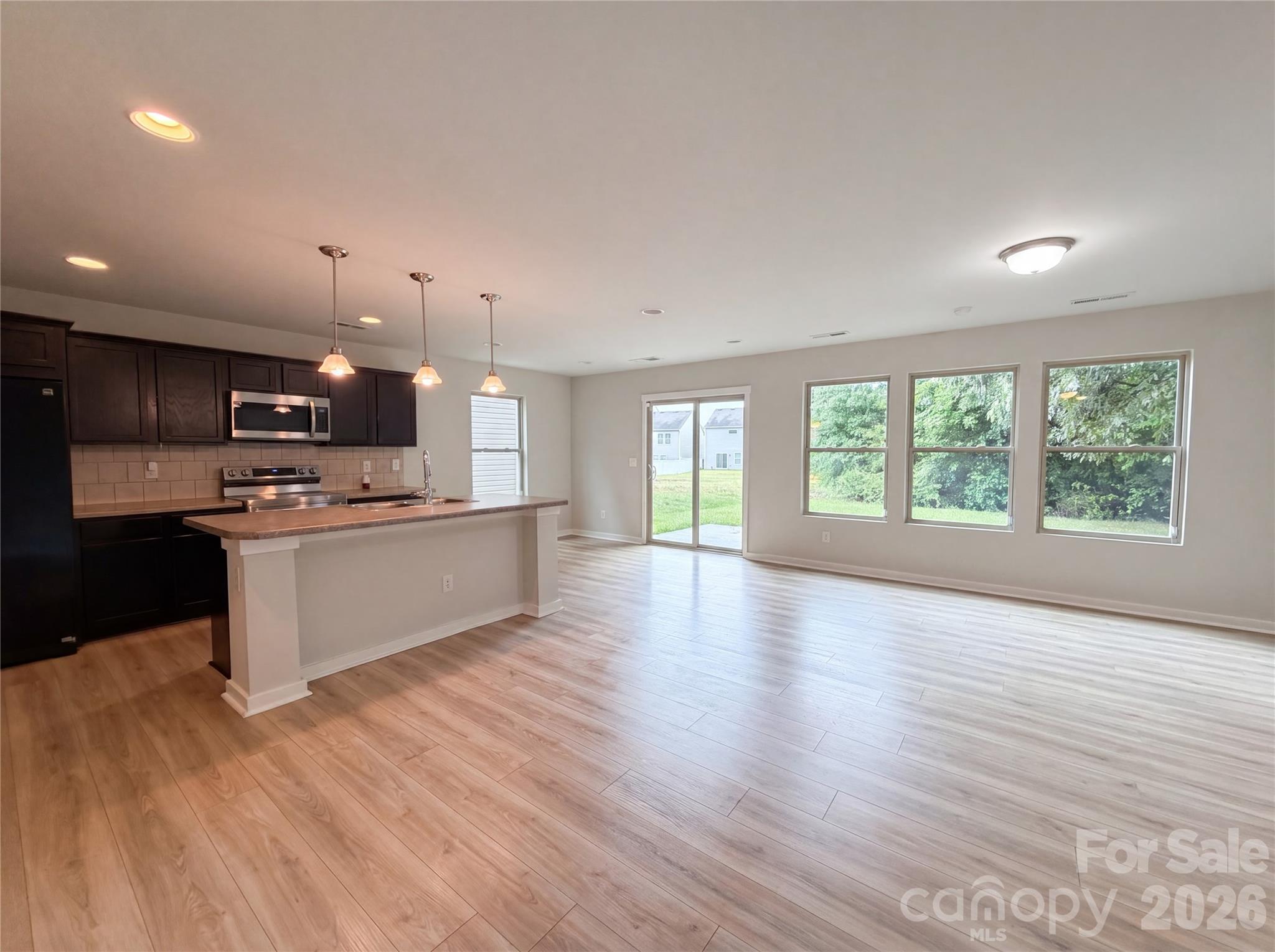 Photo 7 of 5304 Twin Brook Drive, Charlotte, NC