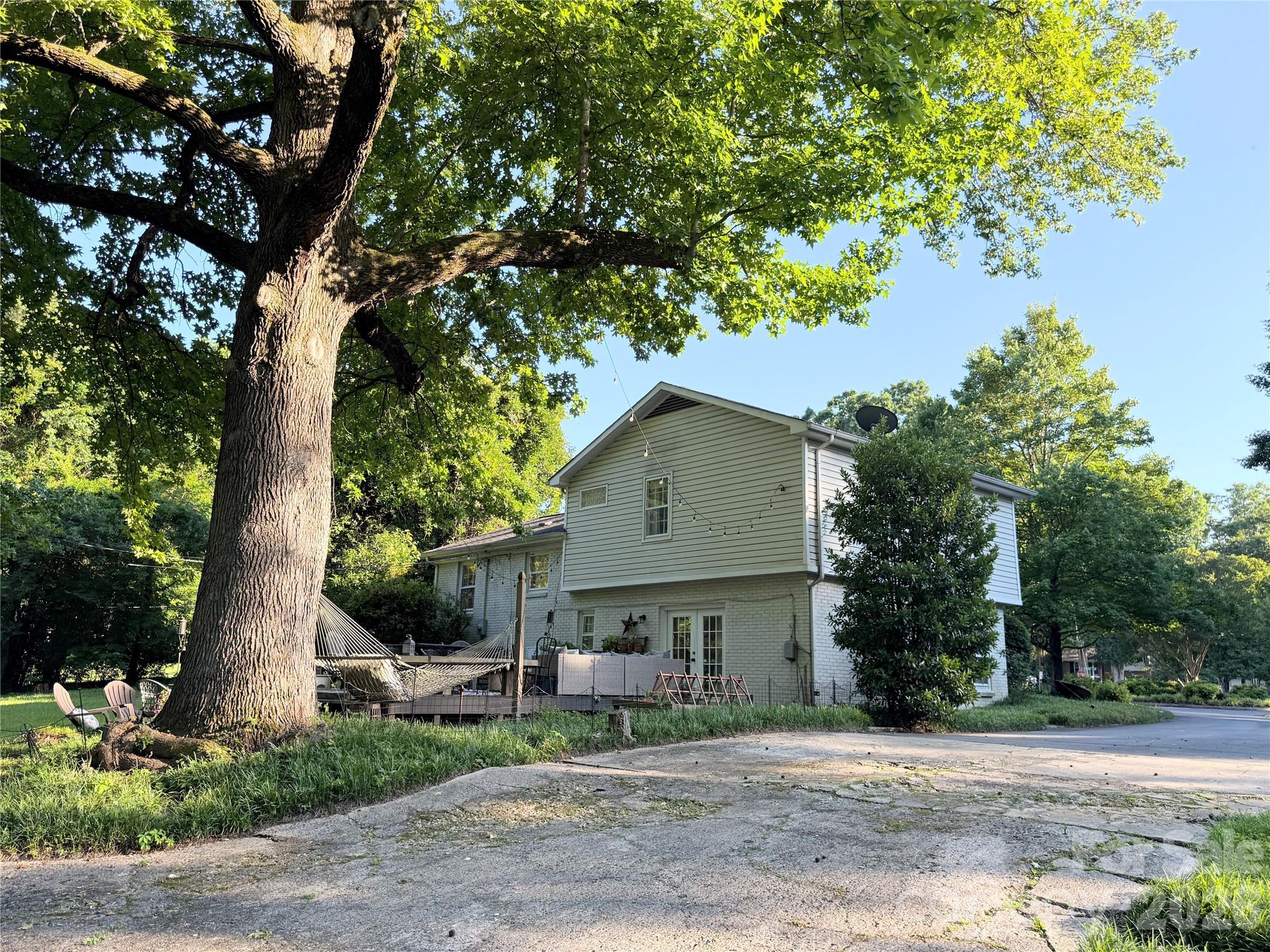 Photo 41 of 6701 Rugby Lane, Charlotte, NC
