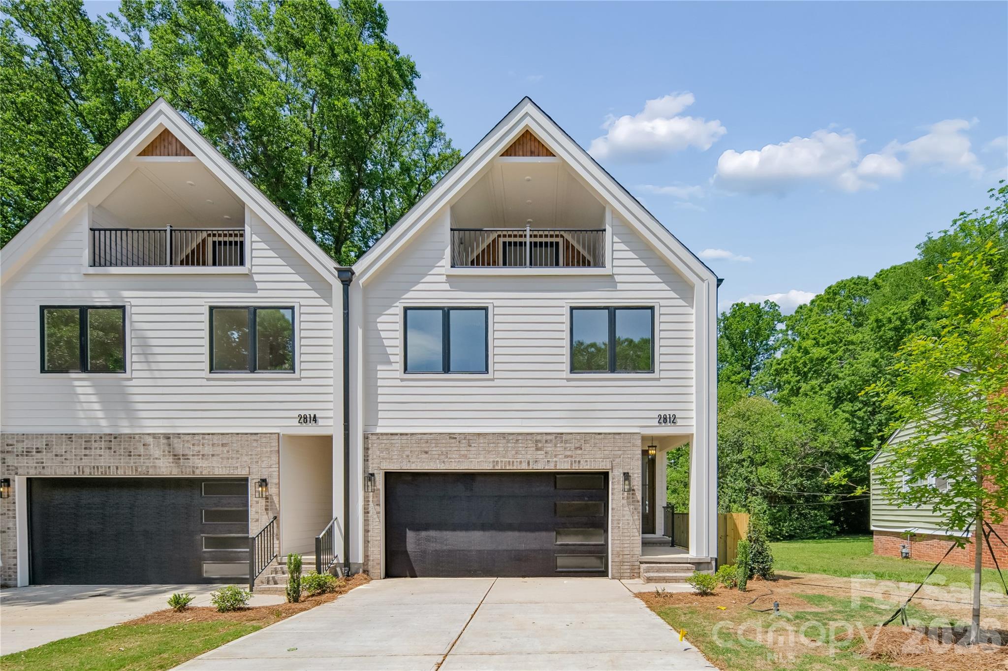 2812 Phillips Avenue, Charlotte, NC - photo 1 of 33