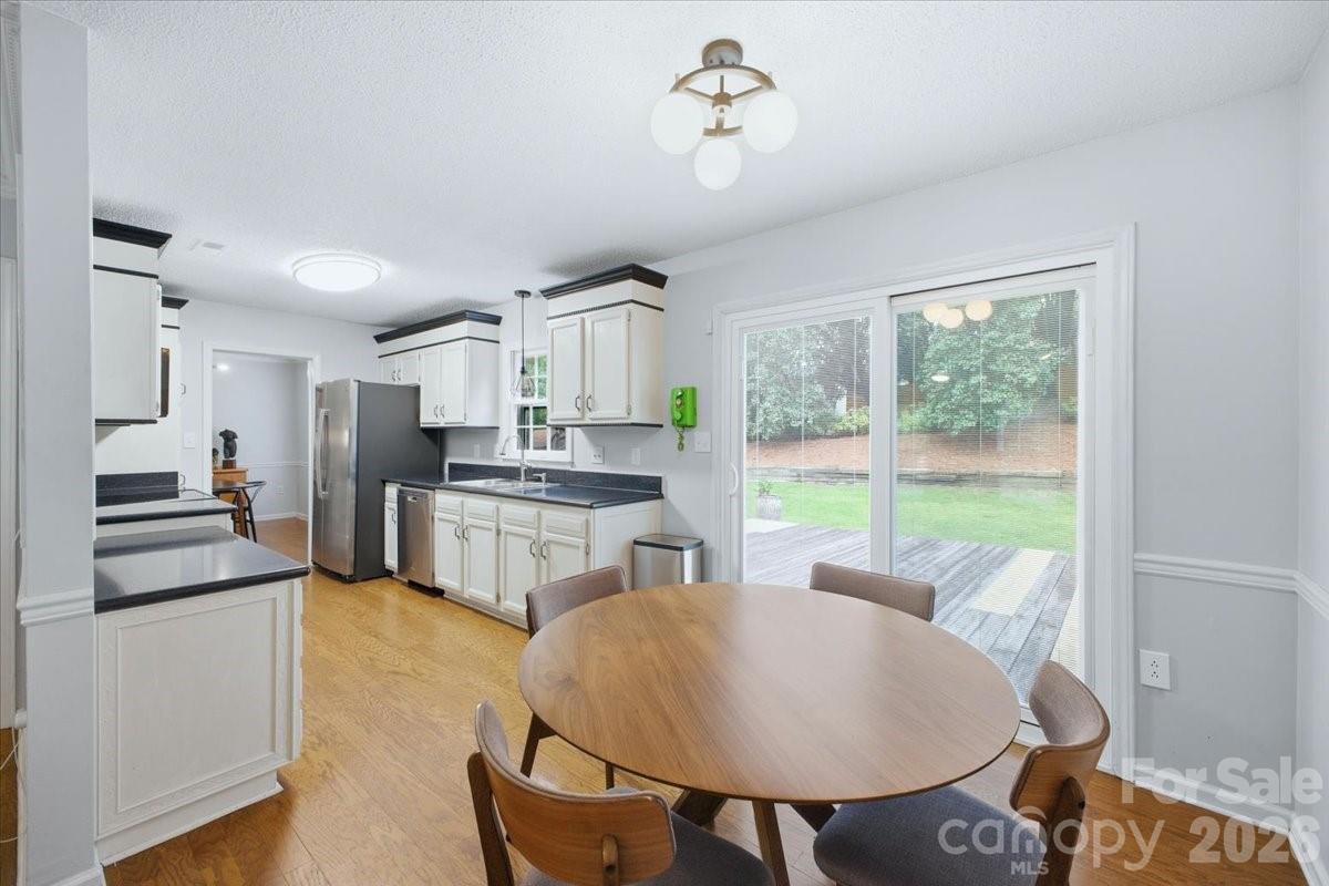 Photo 12 of 2726 Heidleburg Lane, Charlotte, NC