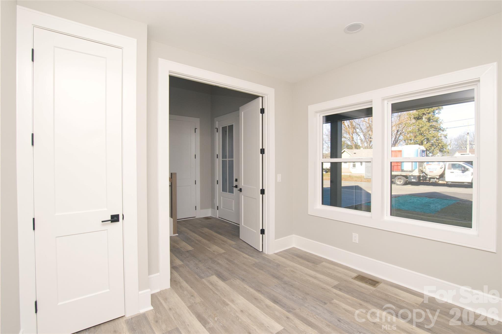 3905 Plainview Road, Charlotte, NC - photo 10 of 46