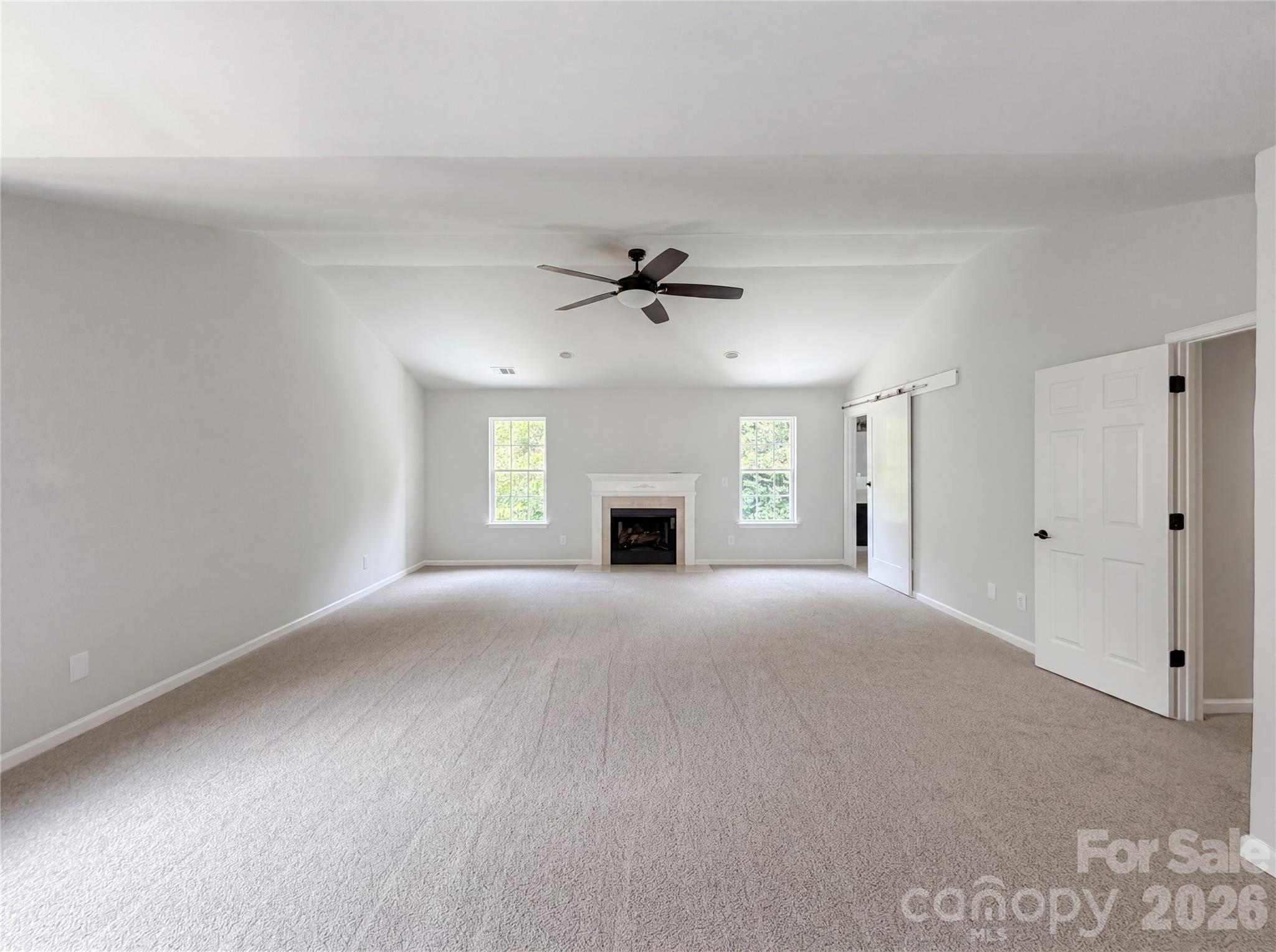 Photo 4 of 4024 Fifendrum Lane, Charlotte, NC