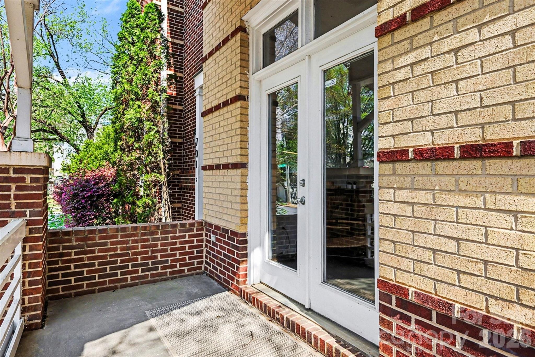 Photo 6 of 703 E 8th Street, Charlotte, NC