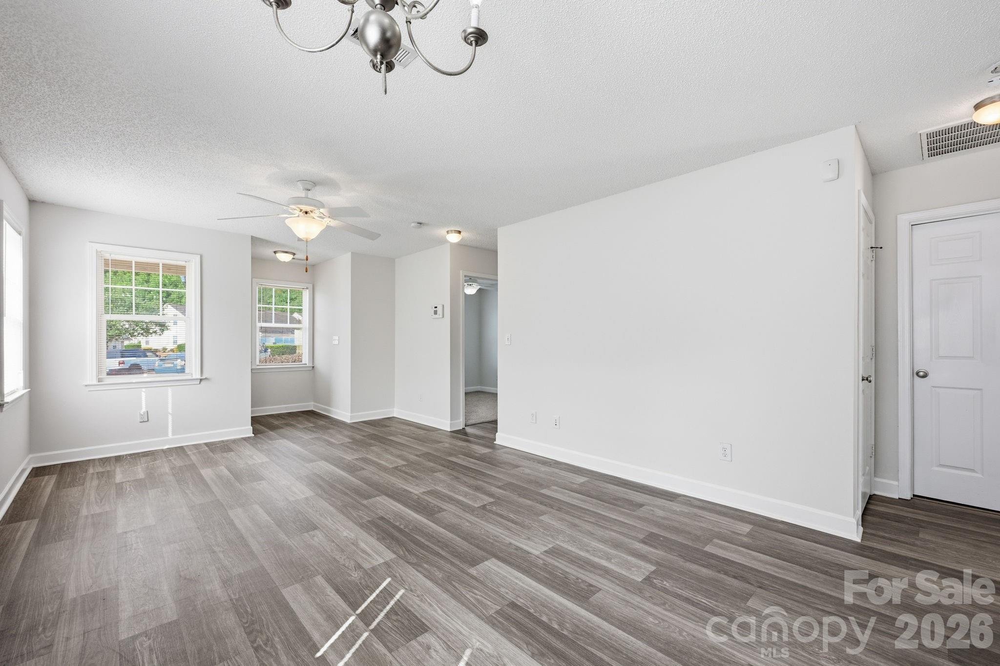 915 Barracuda Avenue, Statesville, NC - photo 2 of 26