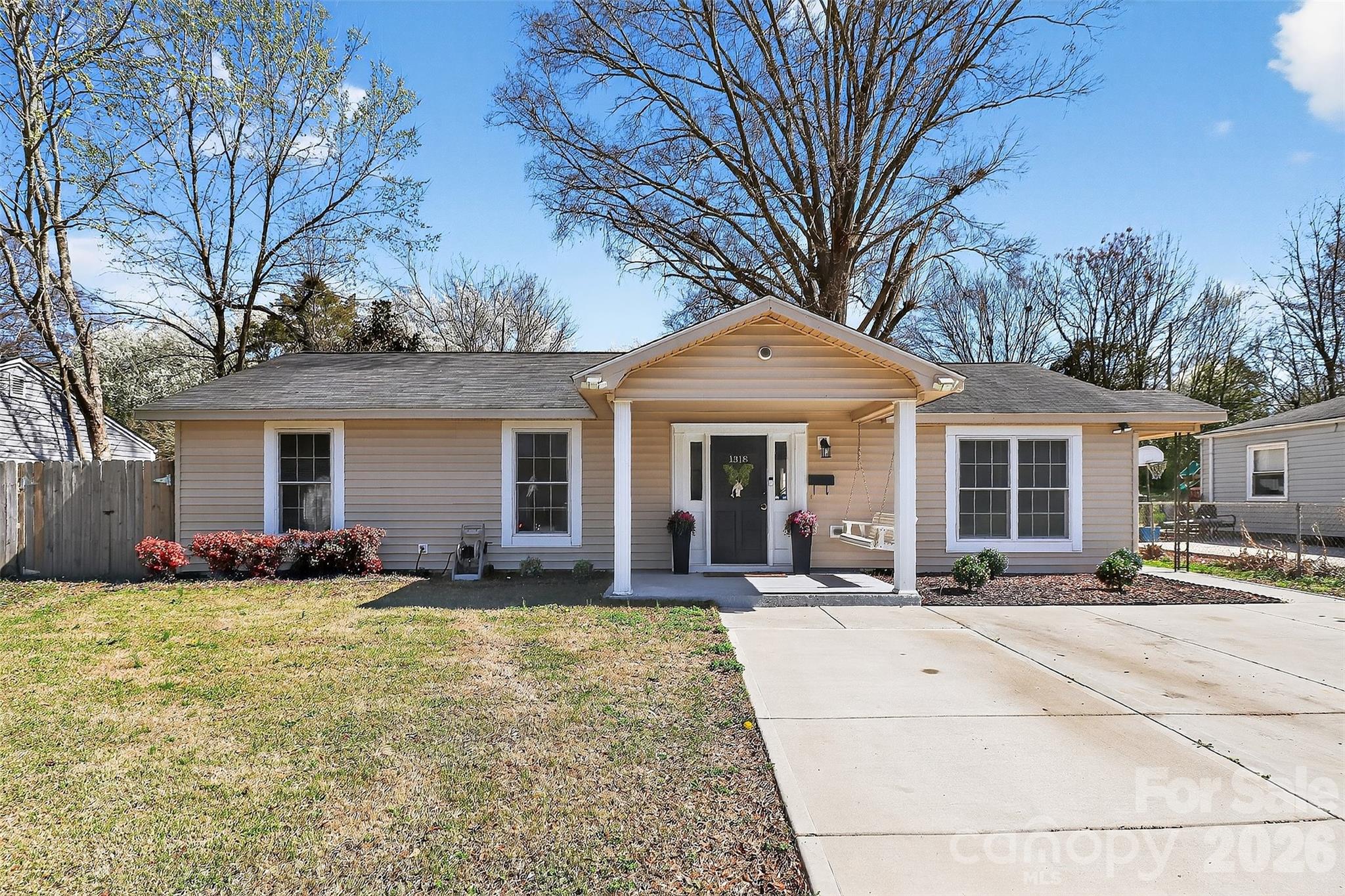 Photo 2 of 1318 Mcdow Drive, Rock Hill, SC