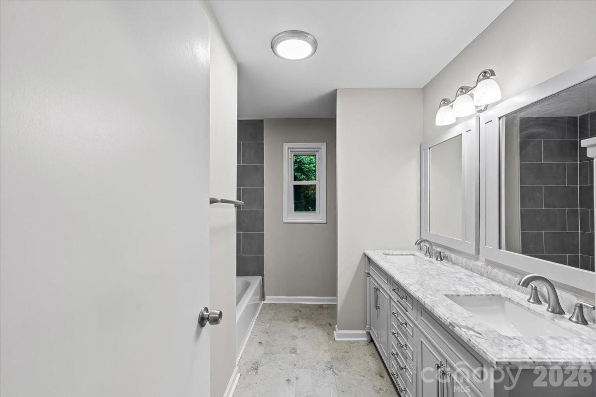 Photo 26 of 7328 Everett Drive, Charlotte, NC