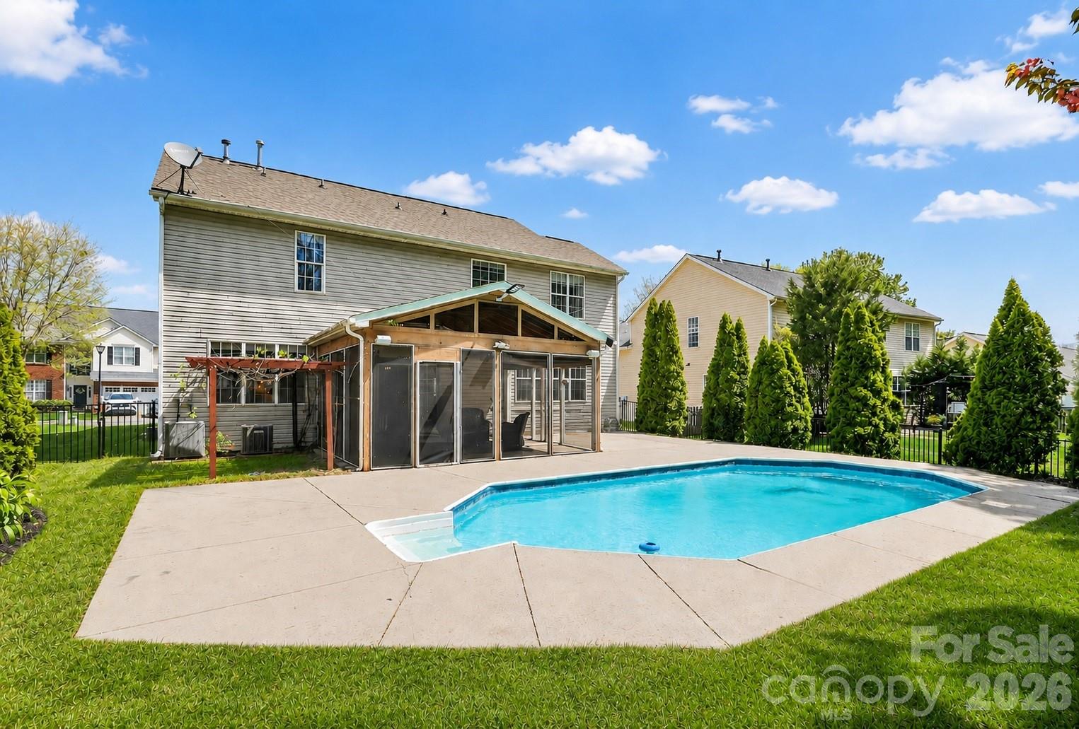 Photo 37 of 17126 Cambridge Woods Court, Charlotte, NC