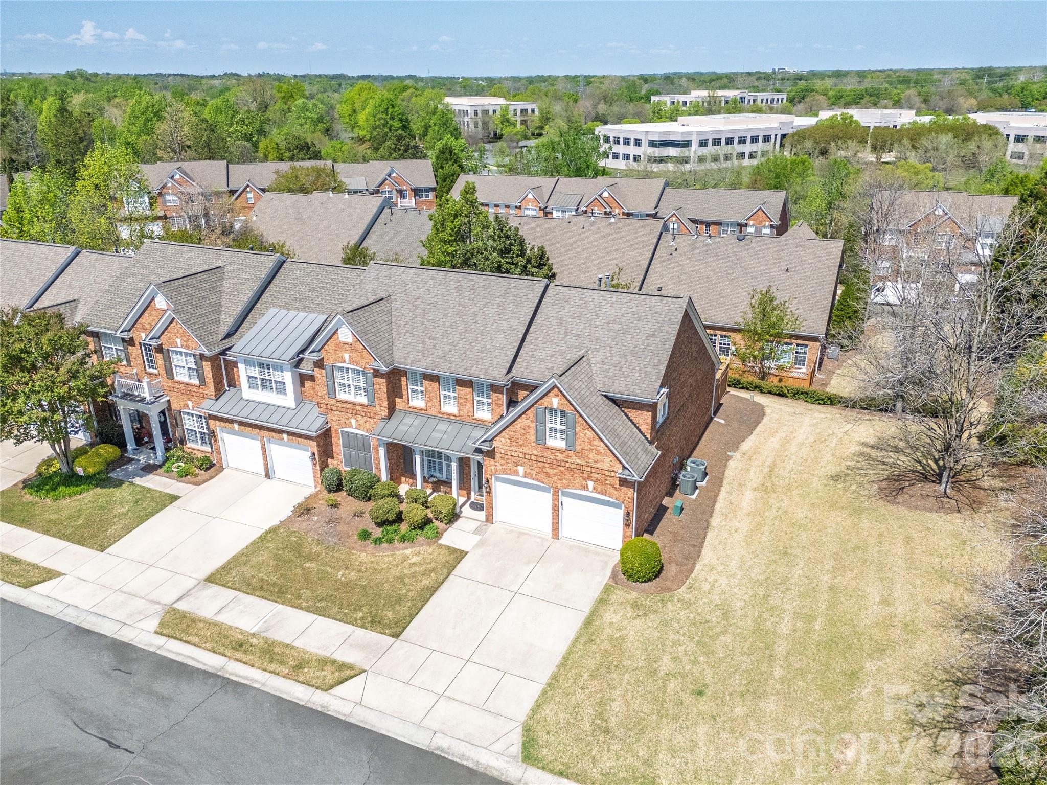 Photo 35 of 10879 Rogalla Drive, Charlotte, NC