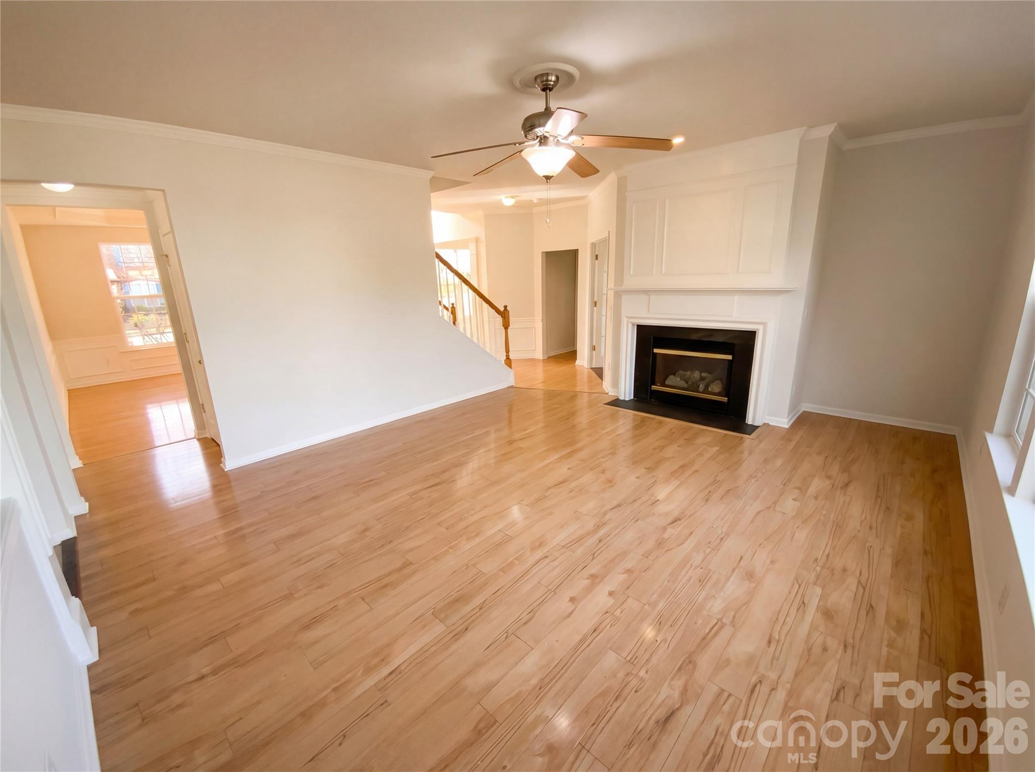 Photo 3 of 10803 Fountaingrove Drive, Charlotte, NC