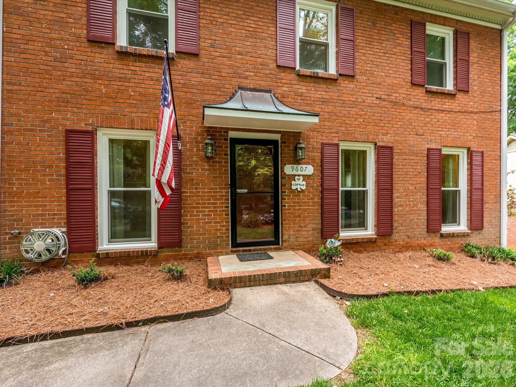 9607 Riddick Place, Matthews, NC - photo 3 of 40