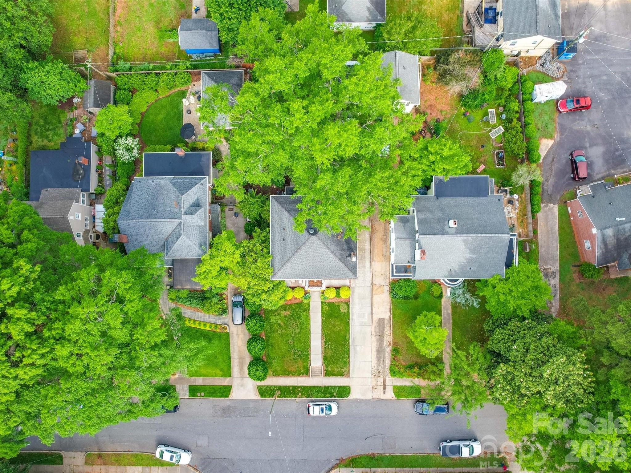 Photo 3 of 907 Edgewood Circle, Gastonia, NC
