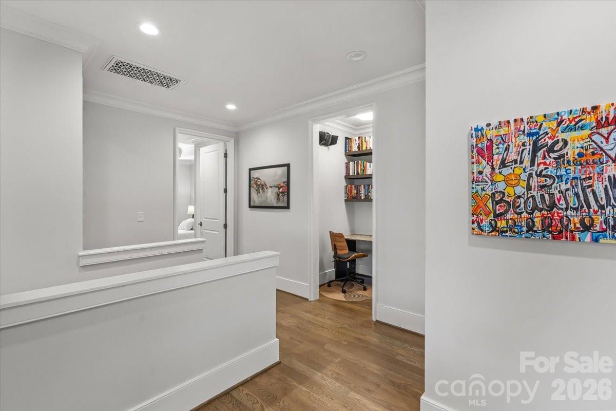 Photo 19 of 1160 S Kings Drive, Charlotte, NC