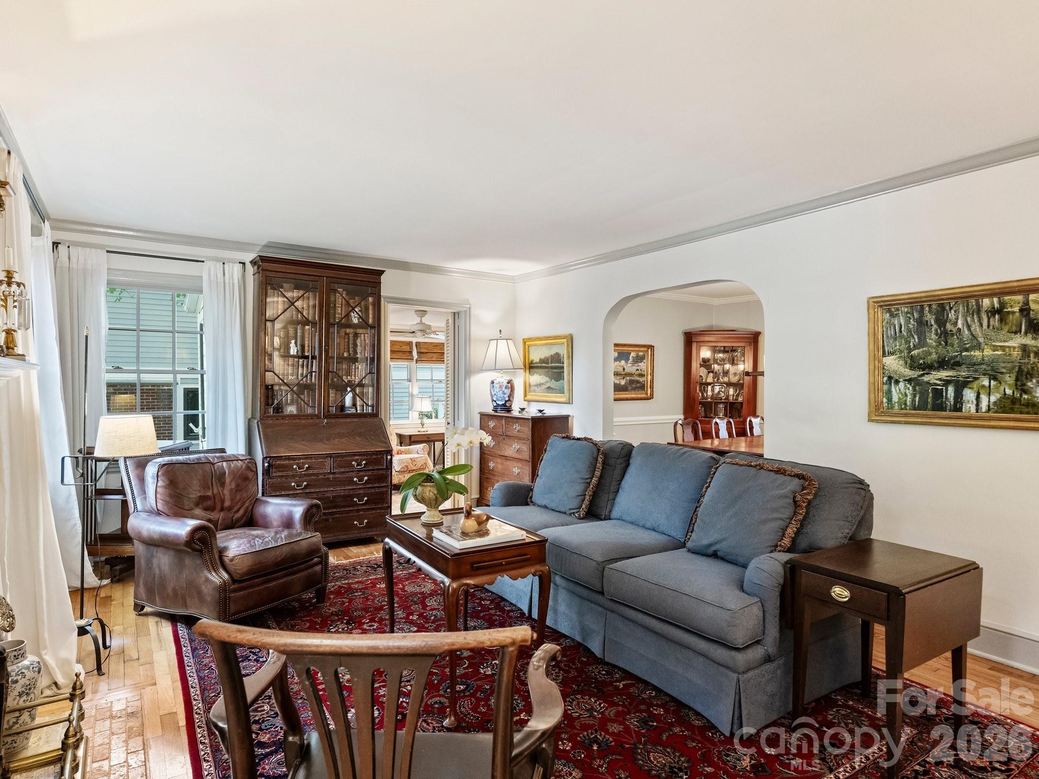 Photo 3 of 2126 Cumberland Avenue, Charlotte, NC