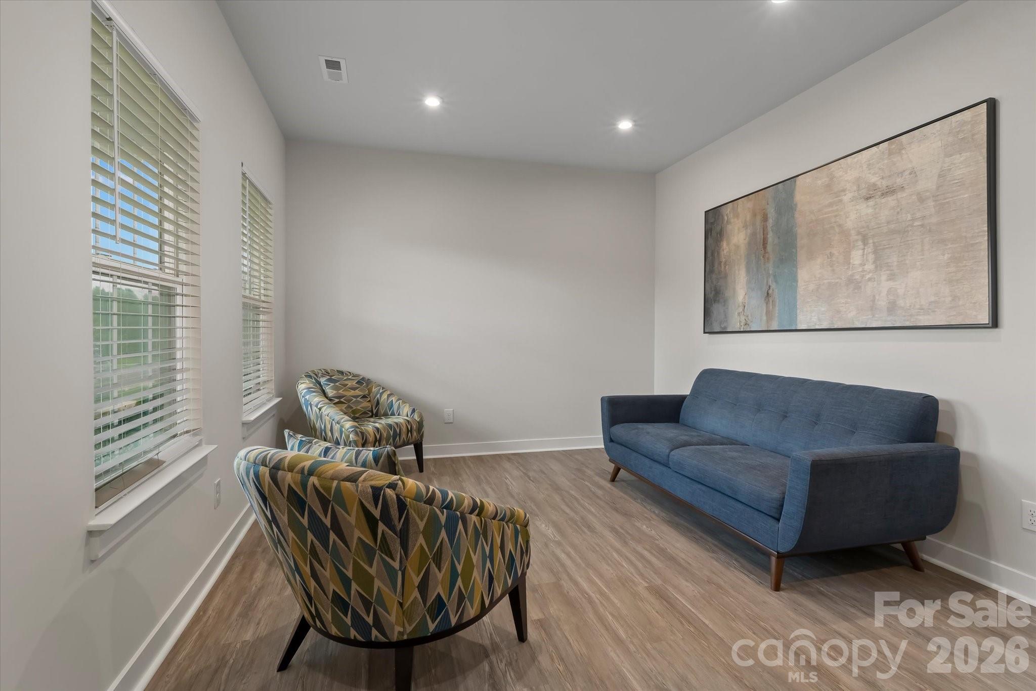 Photo 4 of 10250 Paper Birch Drive, Charlotte, NC