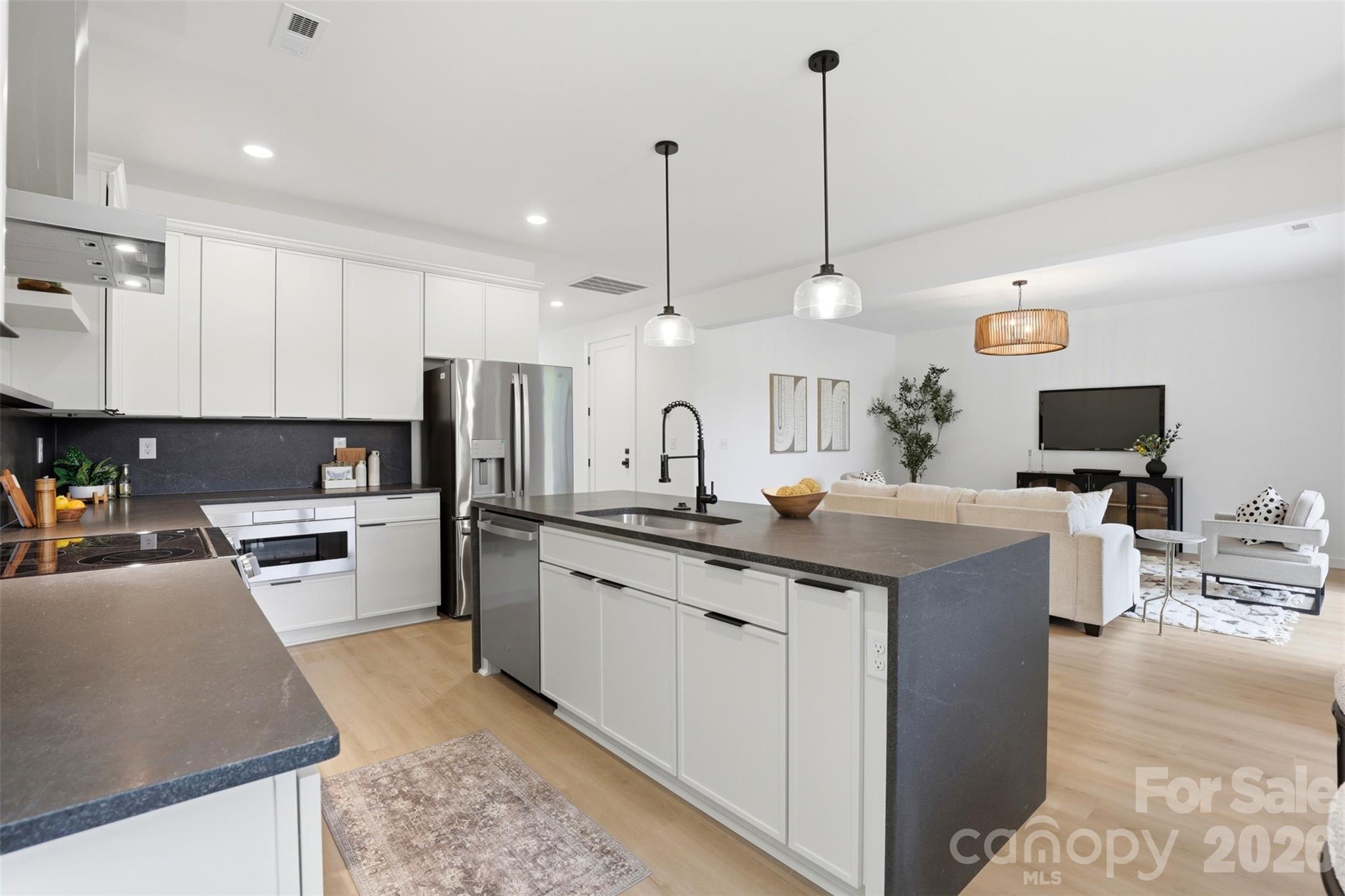 Photo 20 of 2818 Dogwood Avenue, Charlotte, NC