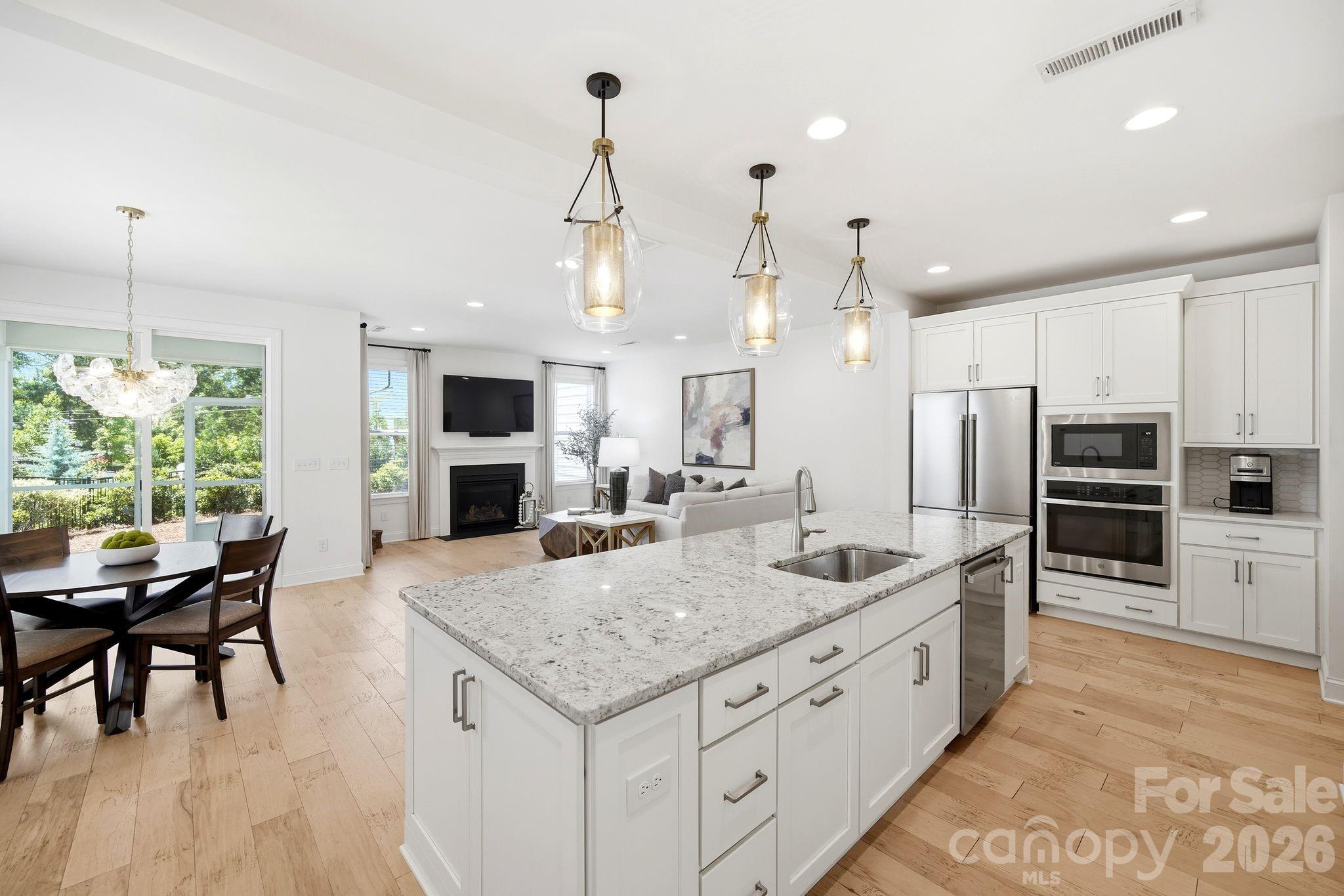 Photo 18 of 6008 Corbin Woods Court, Charlotte, NC