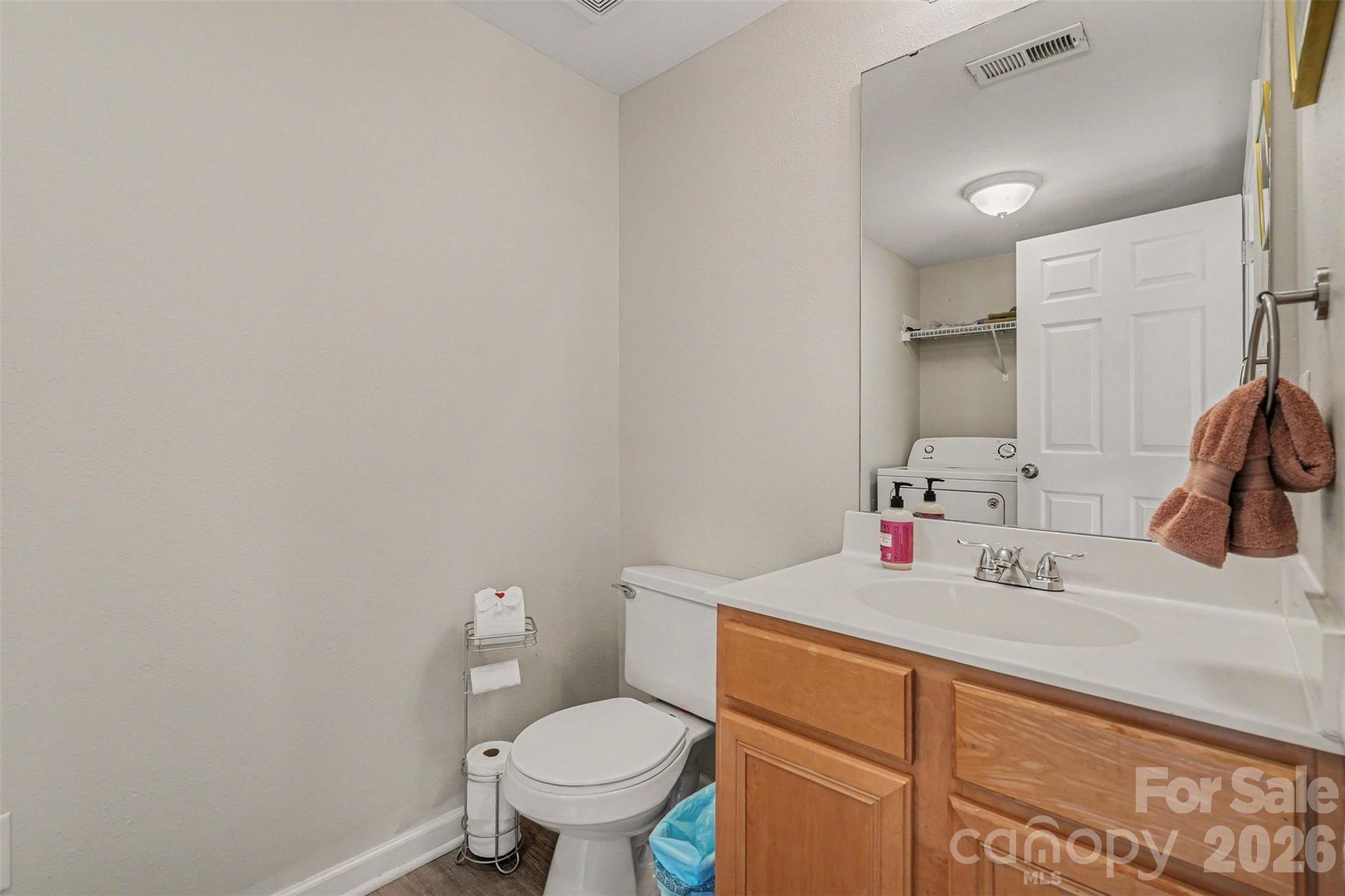 Photo 15 of 5504 Waverly Lynn Lane, Charlotte, NC