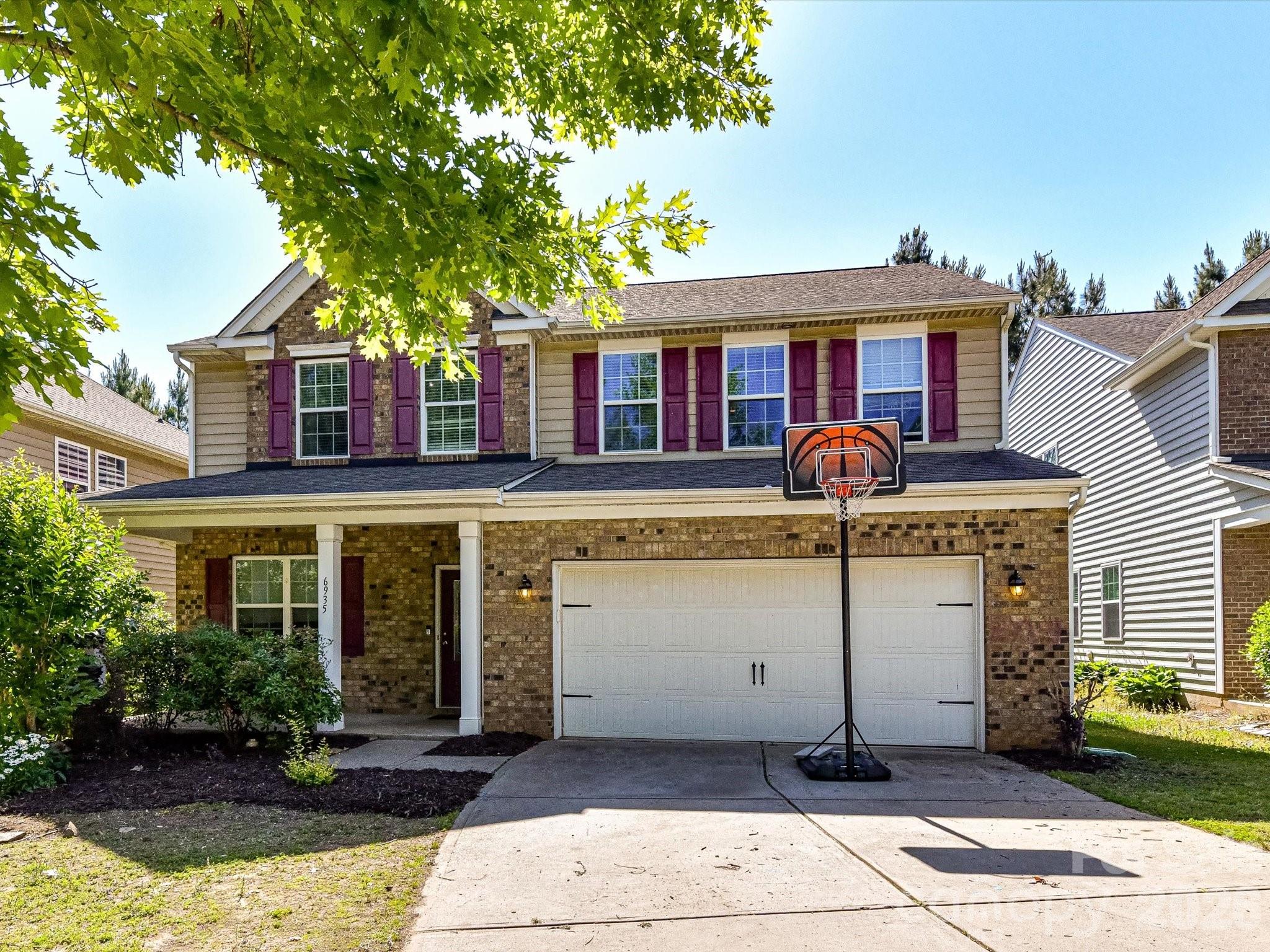 Photo 2 of 6935 Liverpool Court, Fort Mill, SC