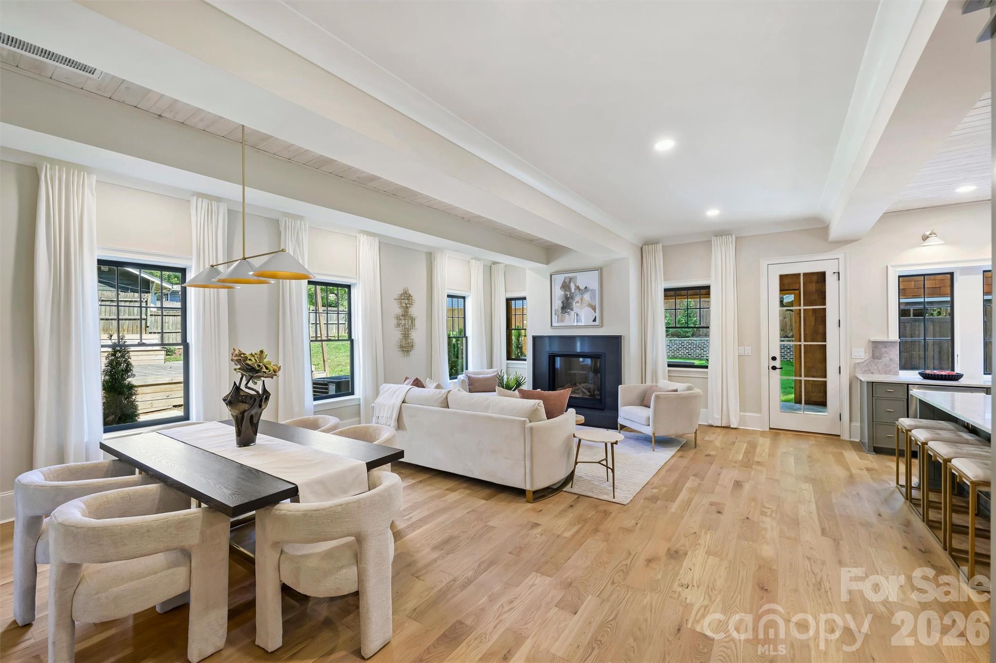 Photo 10 of 509 E Tremont Avenue, Charlotte, NC