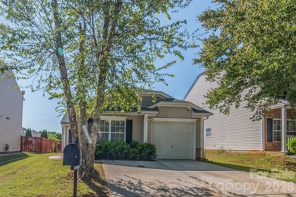 Photo 2 of 2416 Buckleigh Drive, Charlotte, NC