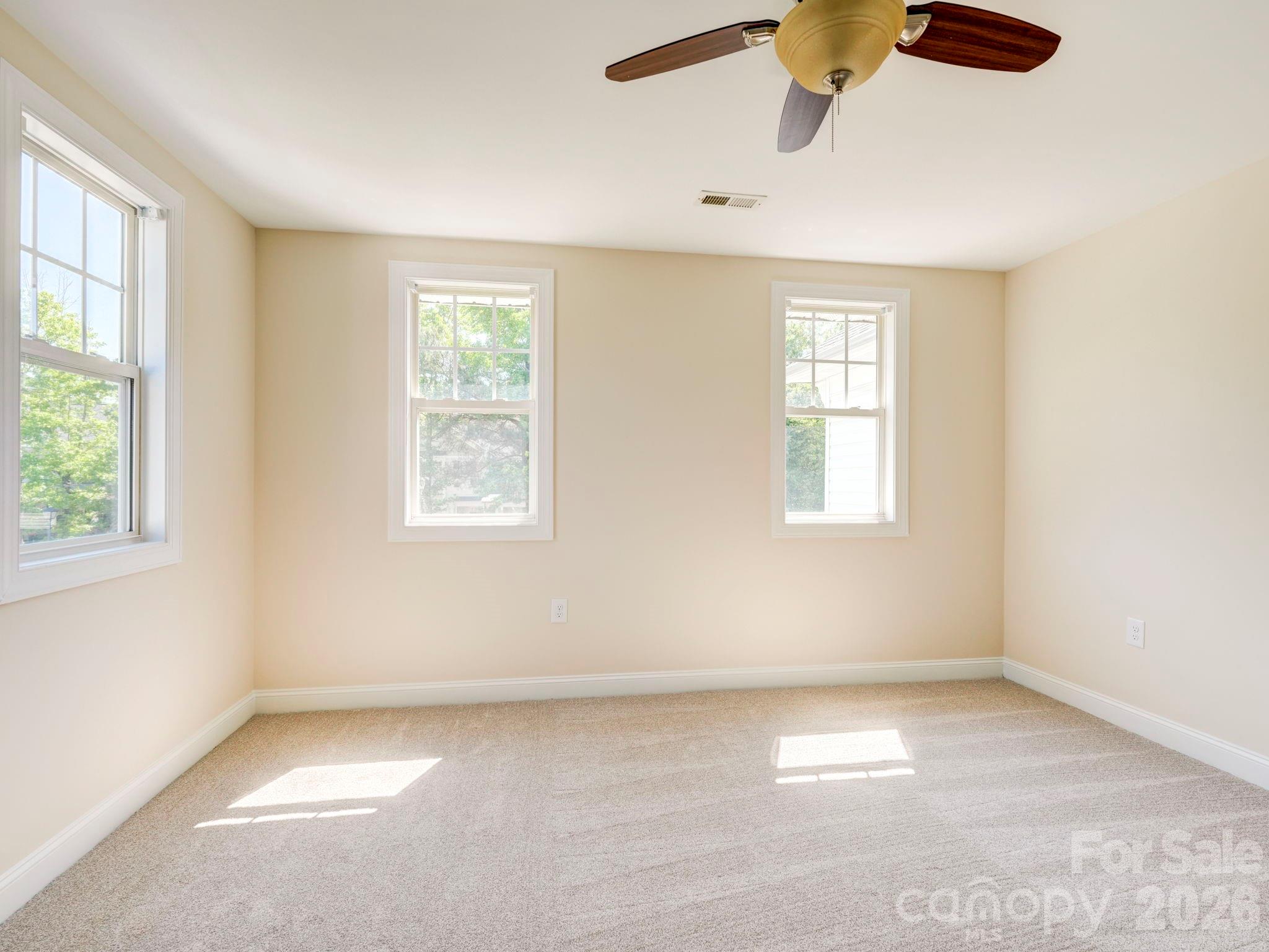 2025 Gable Way Lane, Matthews, NC - photo 29 of 37