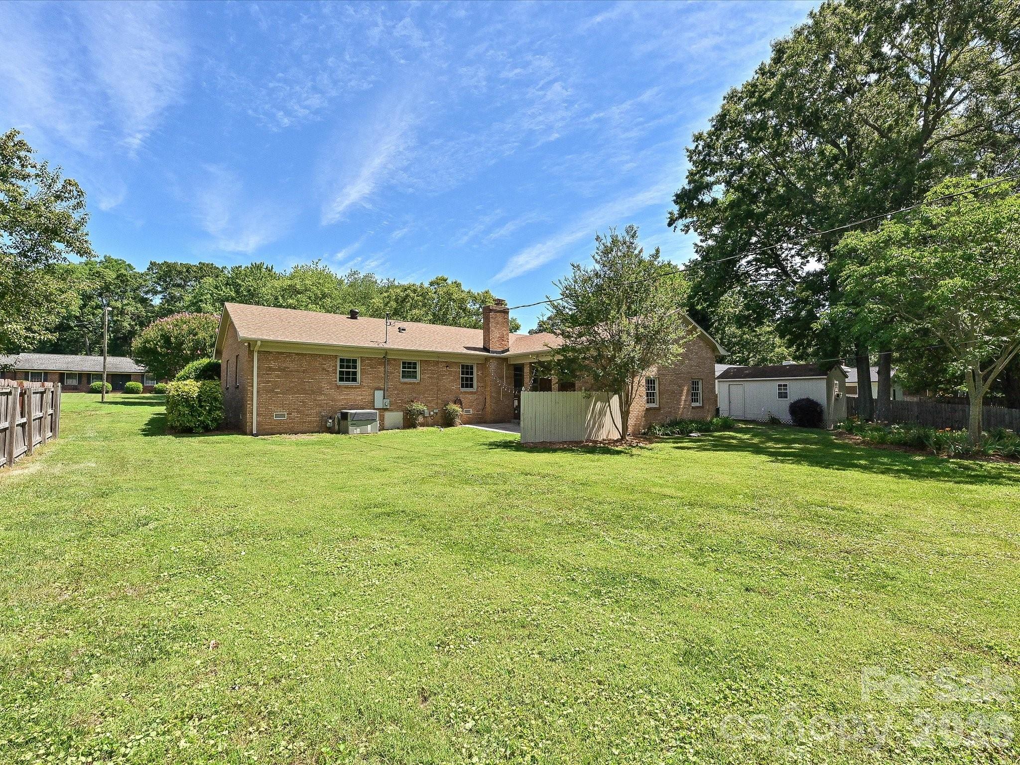 Photo 34 of 218 Sturbridge Drive, Charlotte, NC