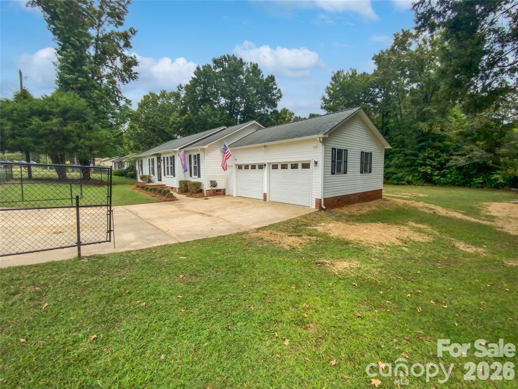 Photo 2 of 2520 Old Wilkesboro Road, Salisbury, NC