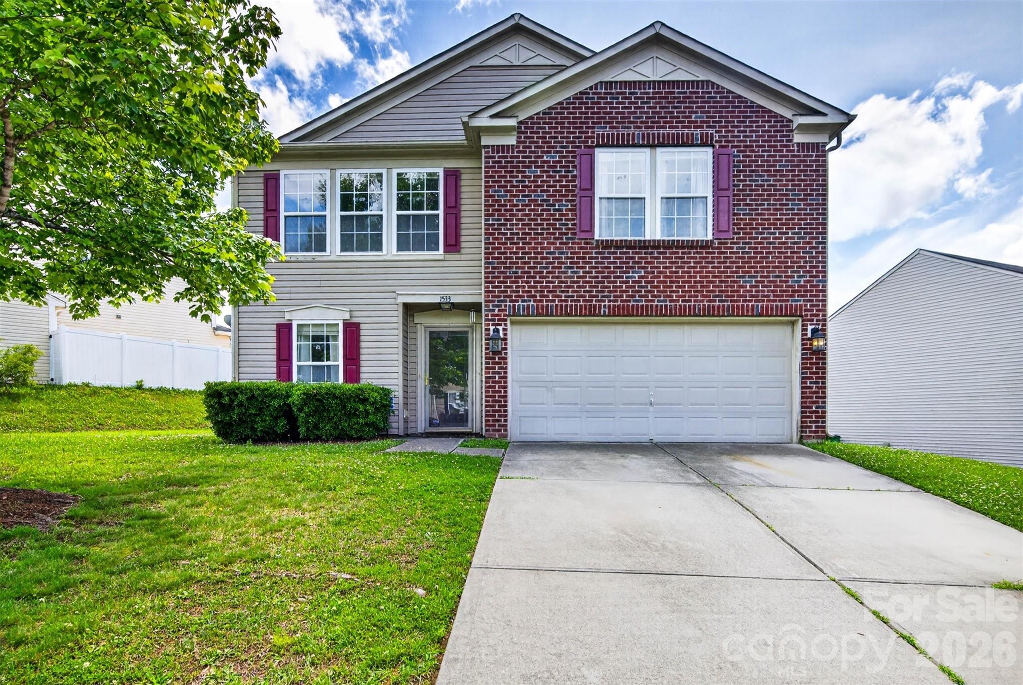 Home for sale at 1533 Bray Drive, Charlotte, NC — photo 1 of 46