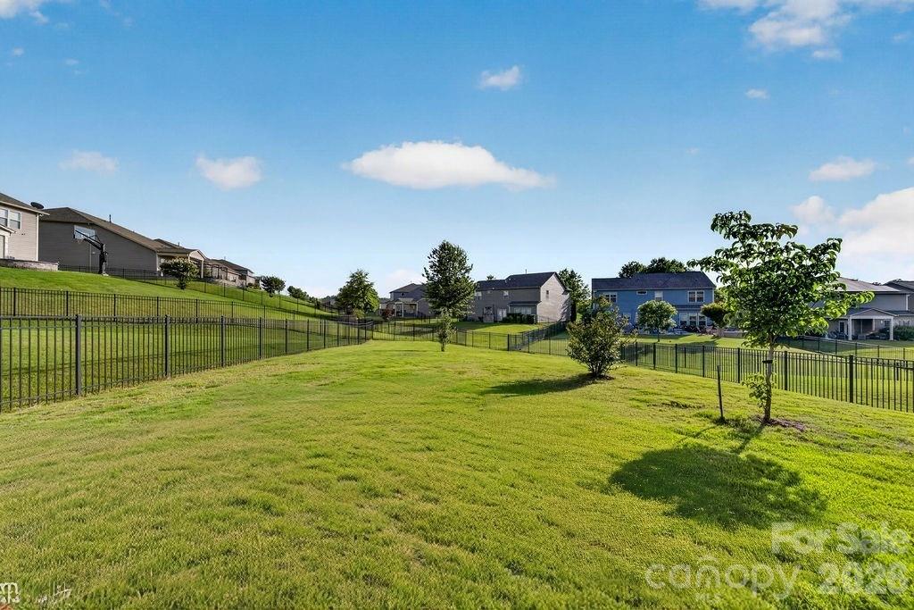 Photo 31 of 11033 Crane Creek Drive, Charlotte, NC