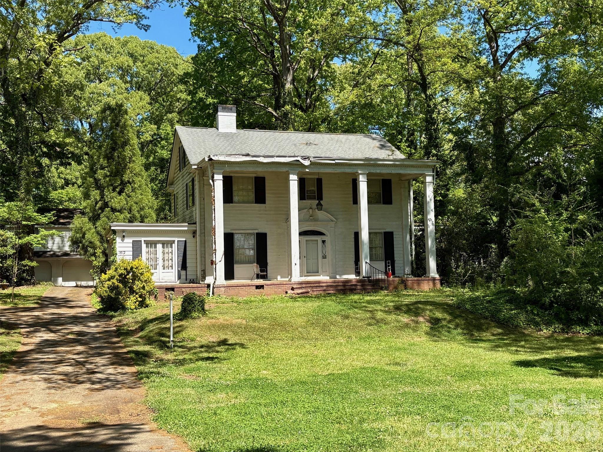 Photo 3 of 1612 S New Hope Road, Gastonia, NC
