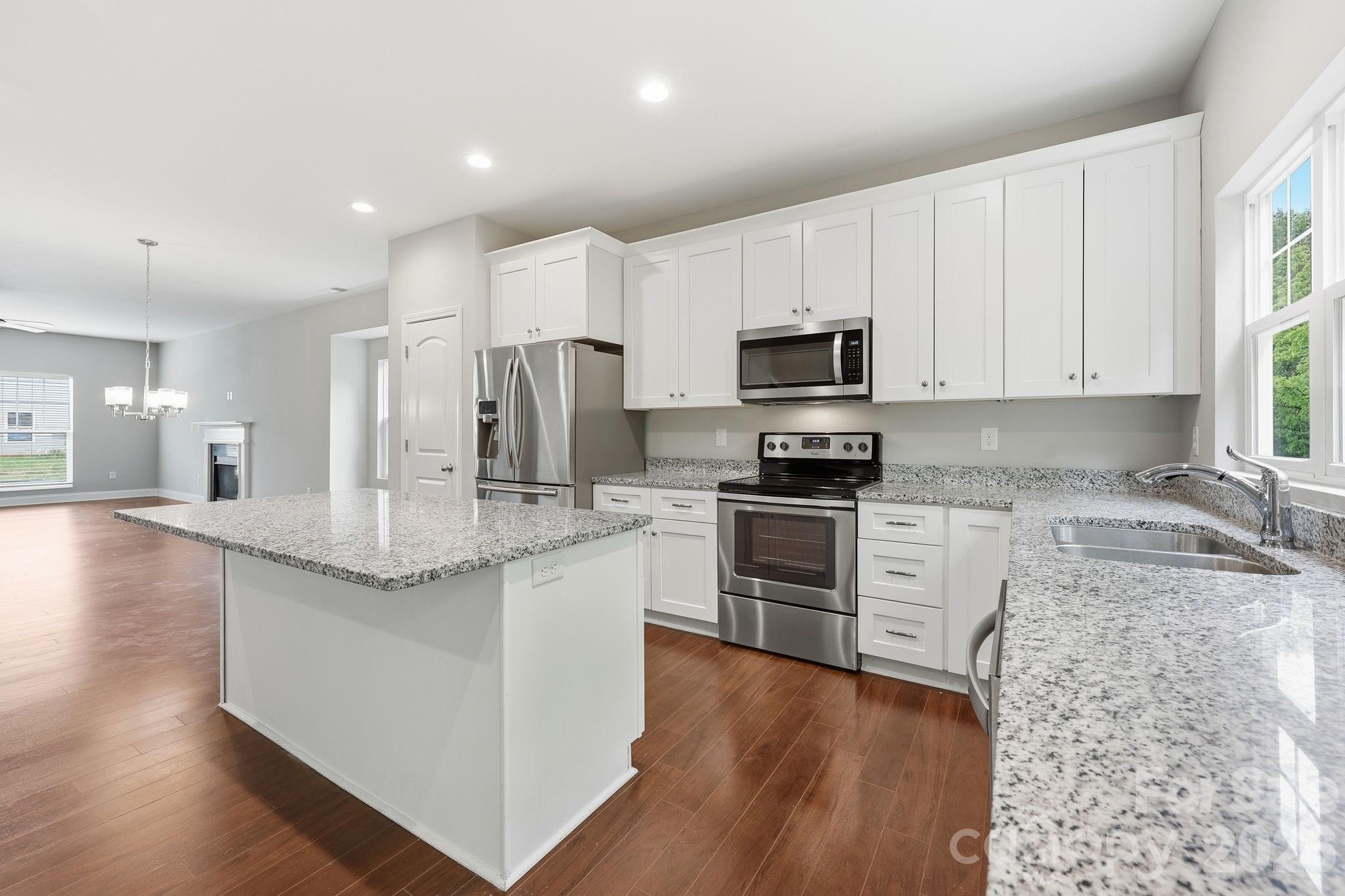 8207 Dumphries Drive, Huntersville, NC - photo 14 of 49