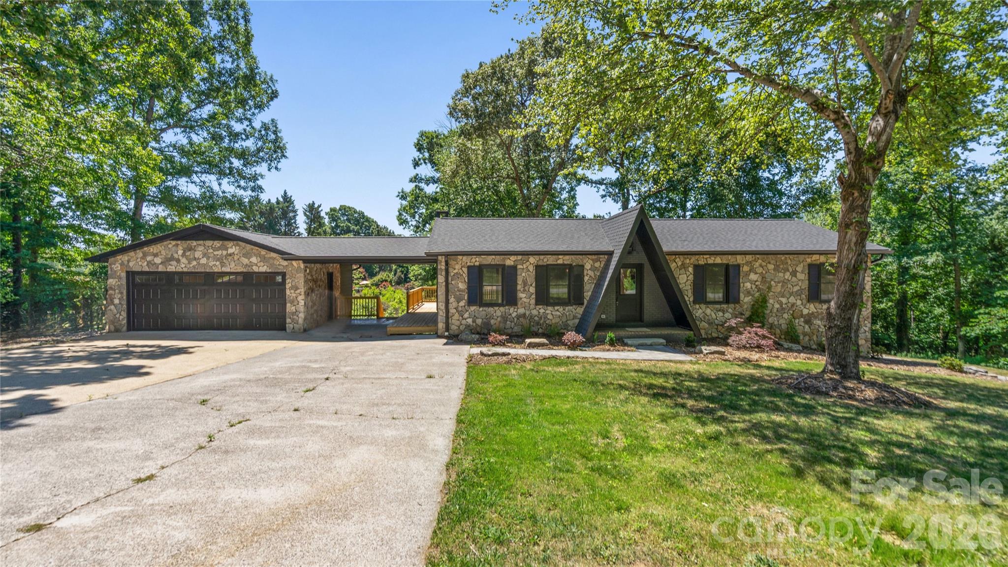 Photo 4 of 1161 Mountain Shadows Drive58, Morganton, NC