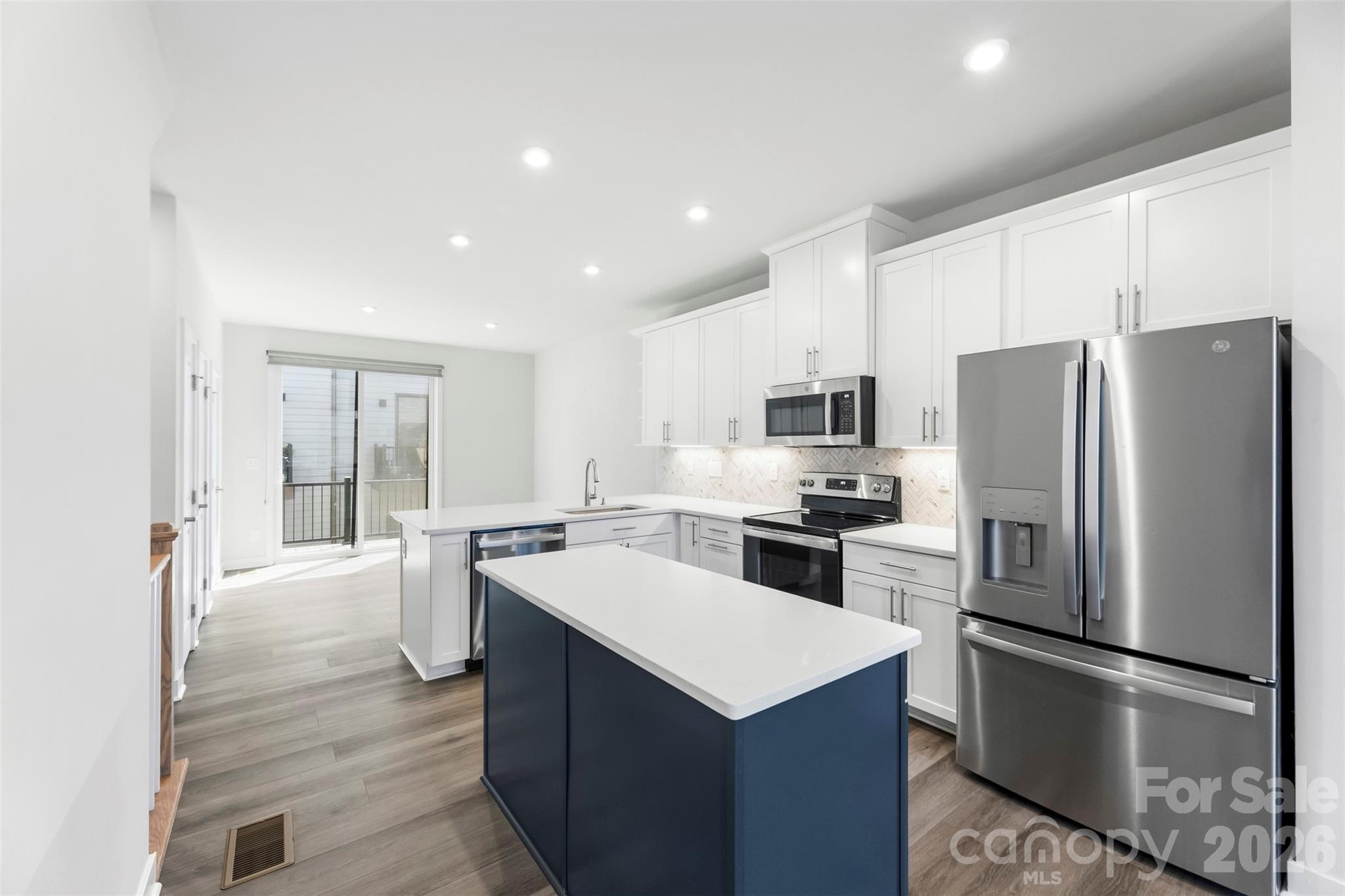 Photo 2 of 1049 Simcoe Lane, Charlotte, NC