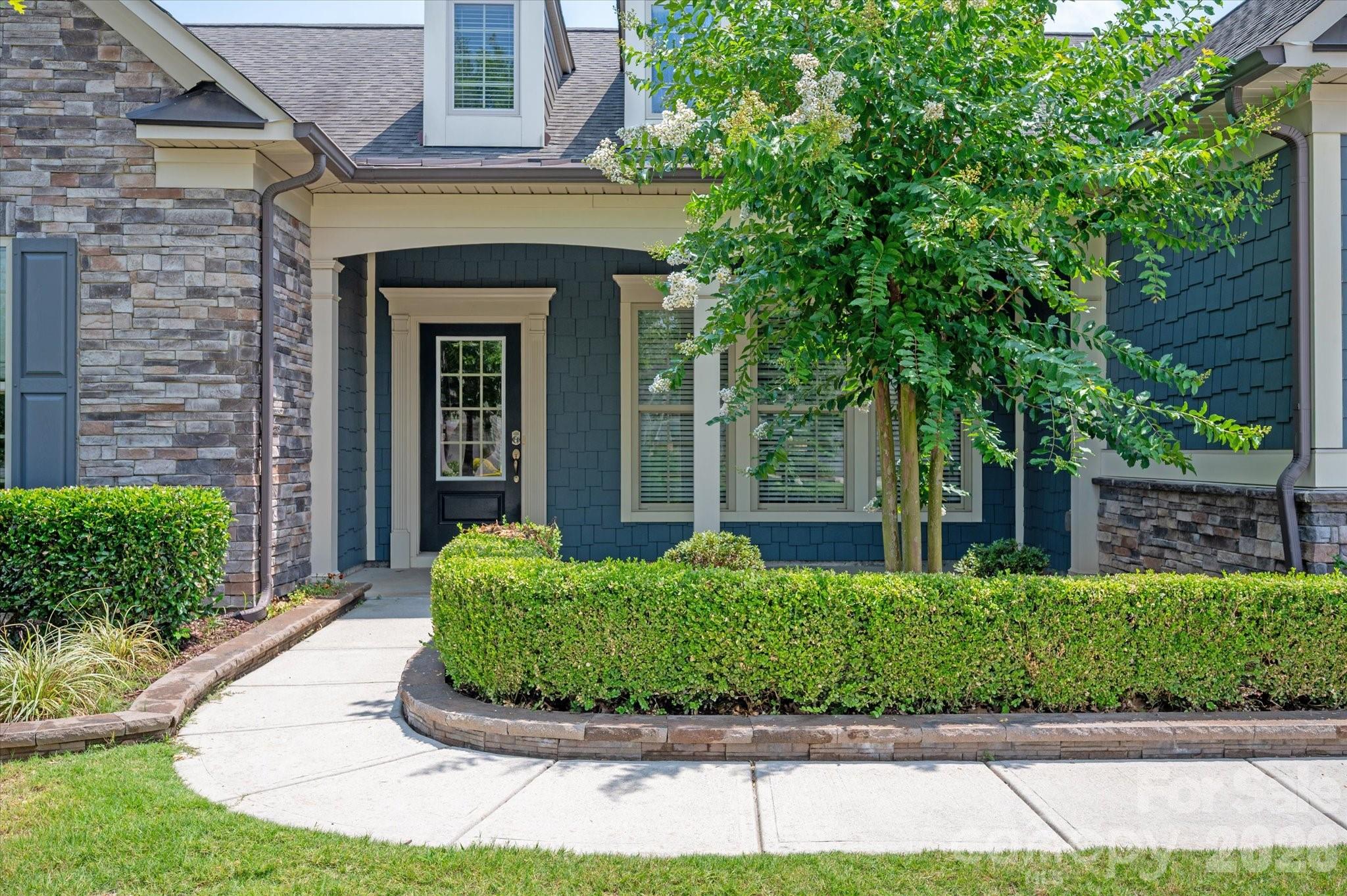 Photo 2 of 322 Burr Court, Fort Mill, SC