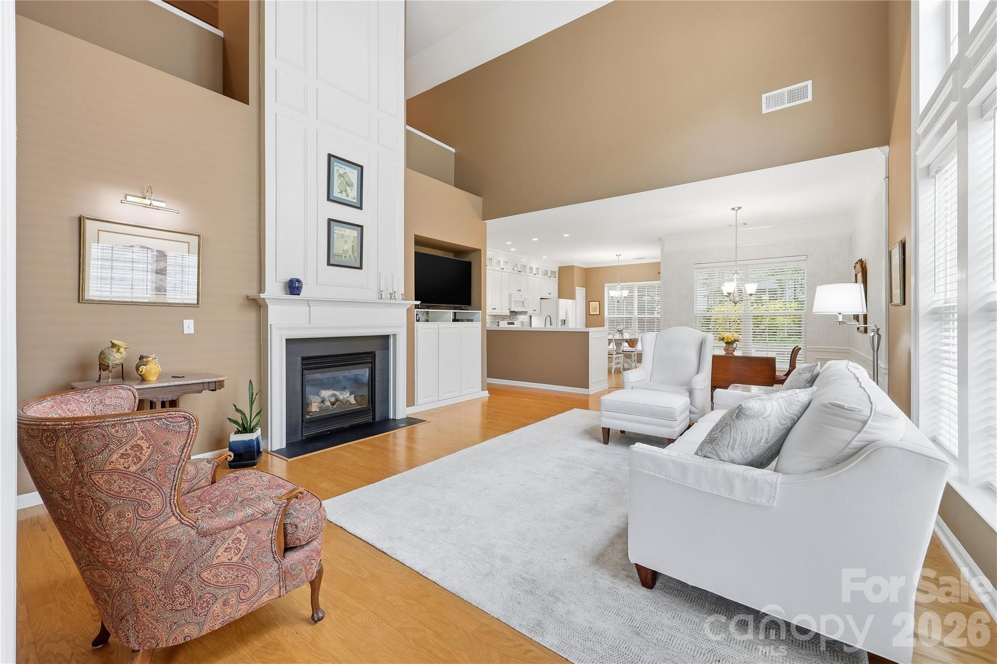 9510 Kestral Ridge Drive, Charlotte, NC - photo 2 of 47