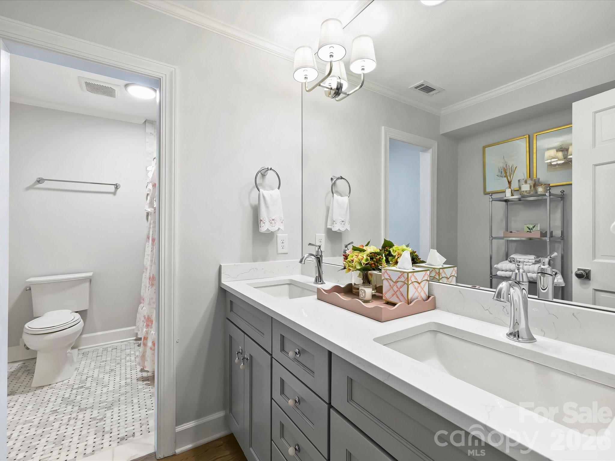 Photo 31 of 4017 Moorland Drive, Charlotte, NC