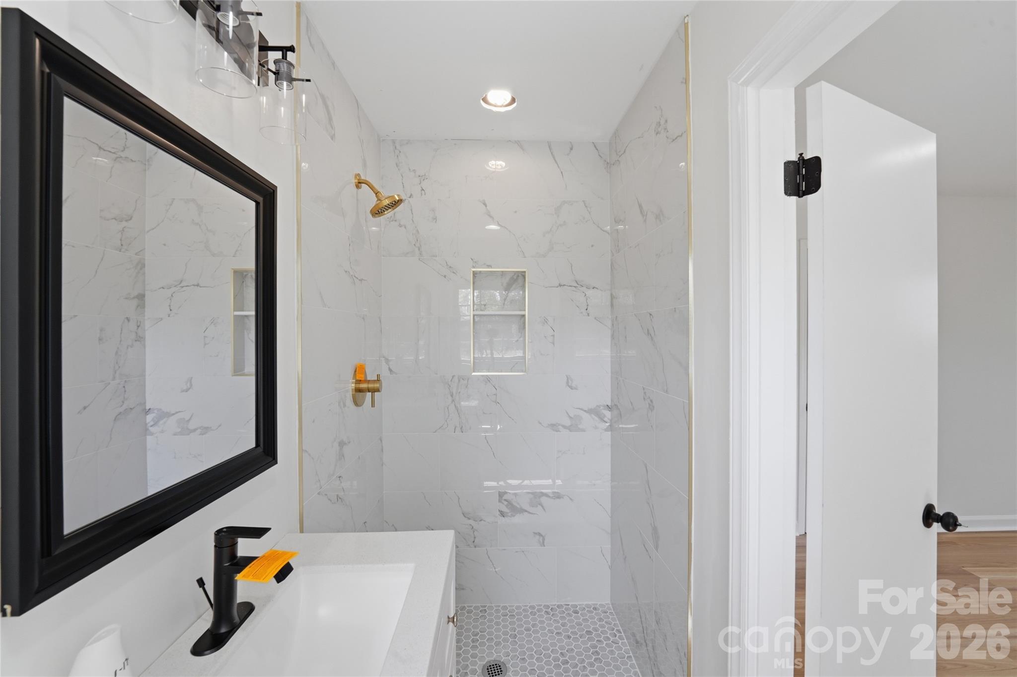 Photo 19 of 5906 Whitingham Drive, Charlotte, NC
