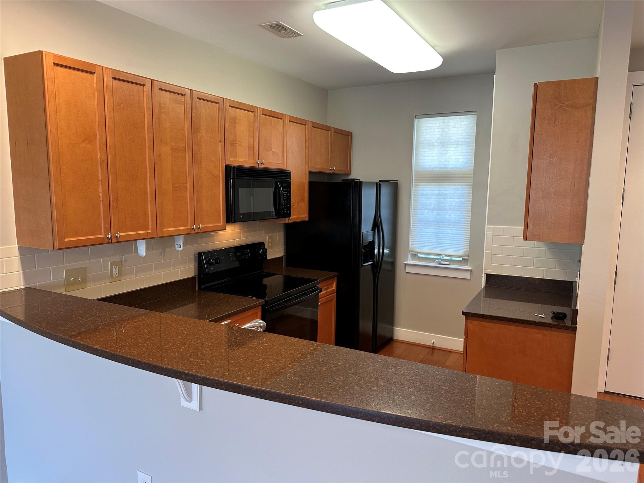 Photo 4 of 1101 W 1st Street, Charlotte, NC