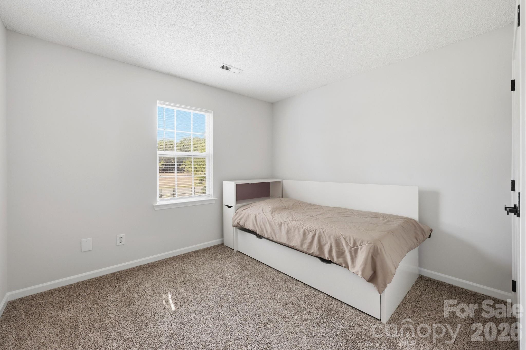 Photo 10 of 6912 Alanbrook Road, Charlotte, NC
