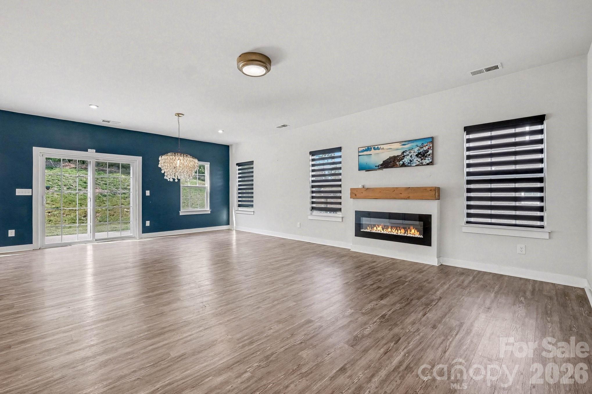 Photo 10 of 10344 Paper Birch Drive, Charlotte, NC