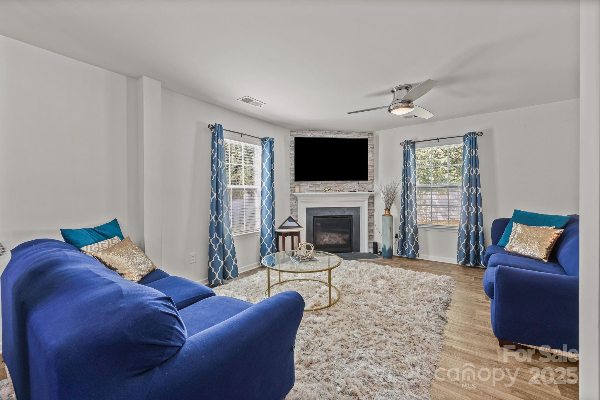 Photo 8 of 5433 Tumbling Brook Lane, Charlotte, NC
