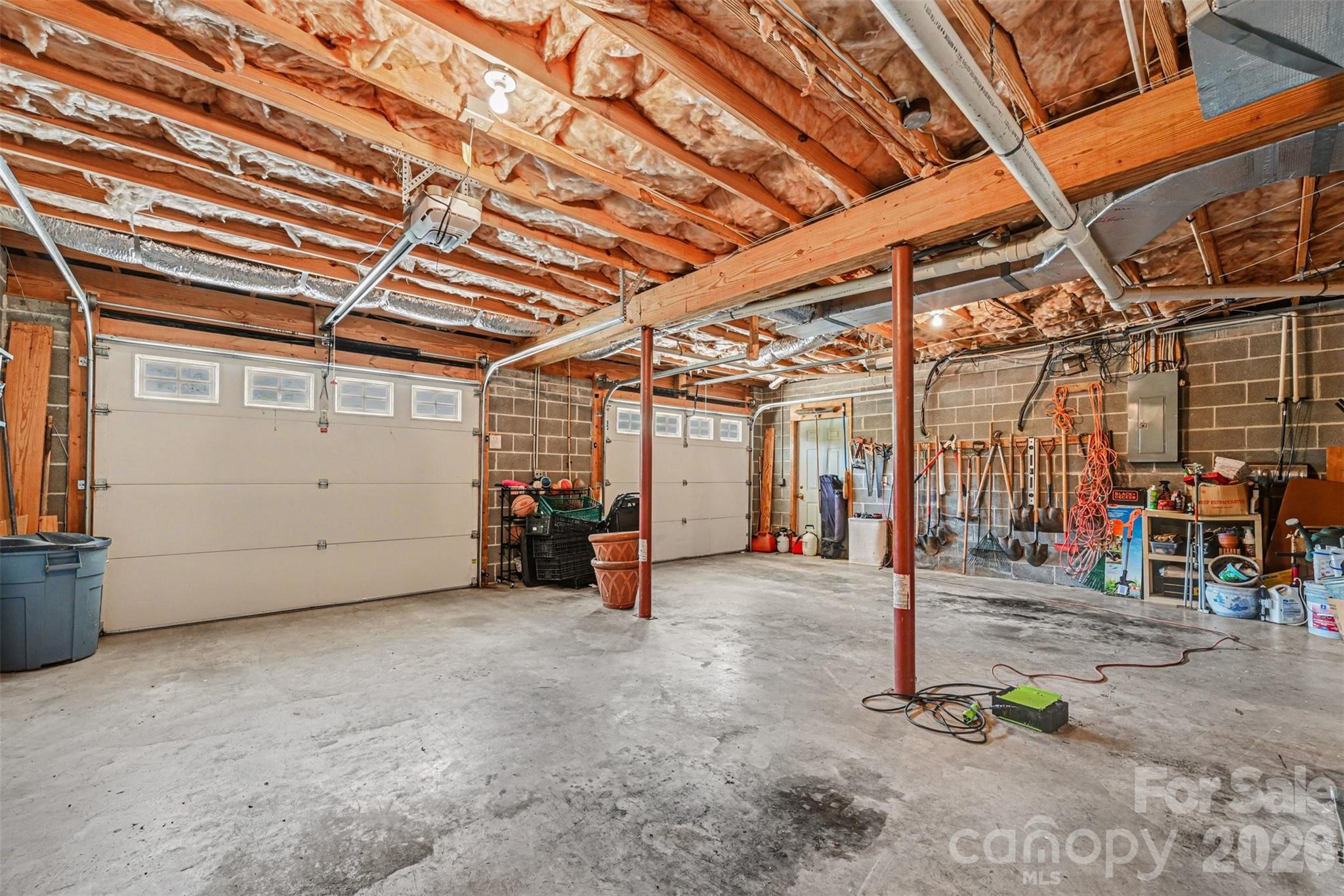 4051 Pinecrest Drive NE, Hickory, NC - photo 32 of 42