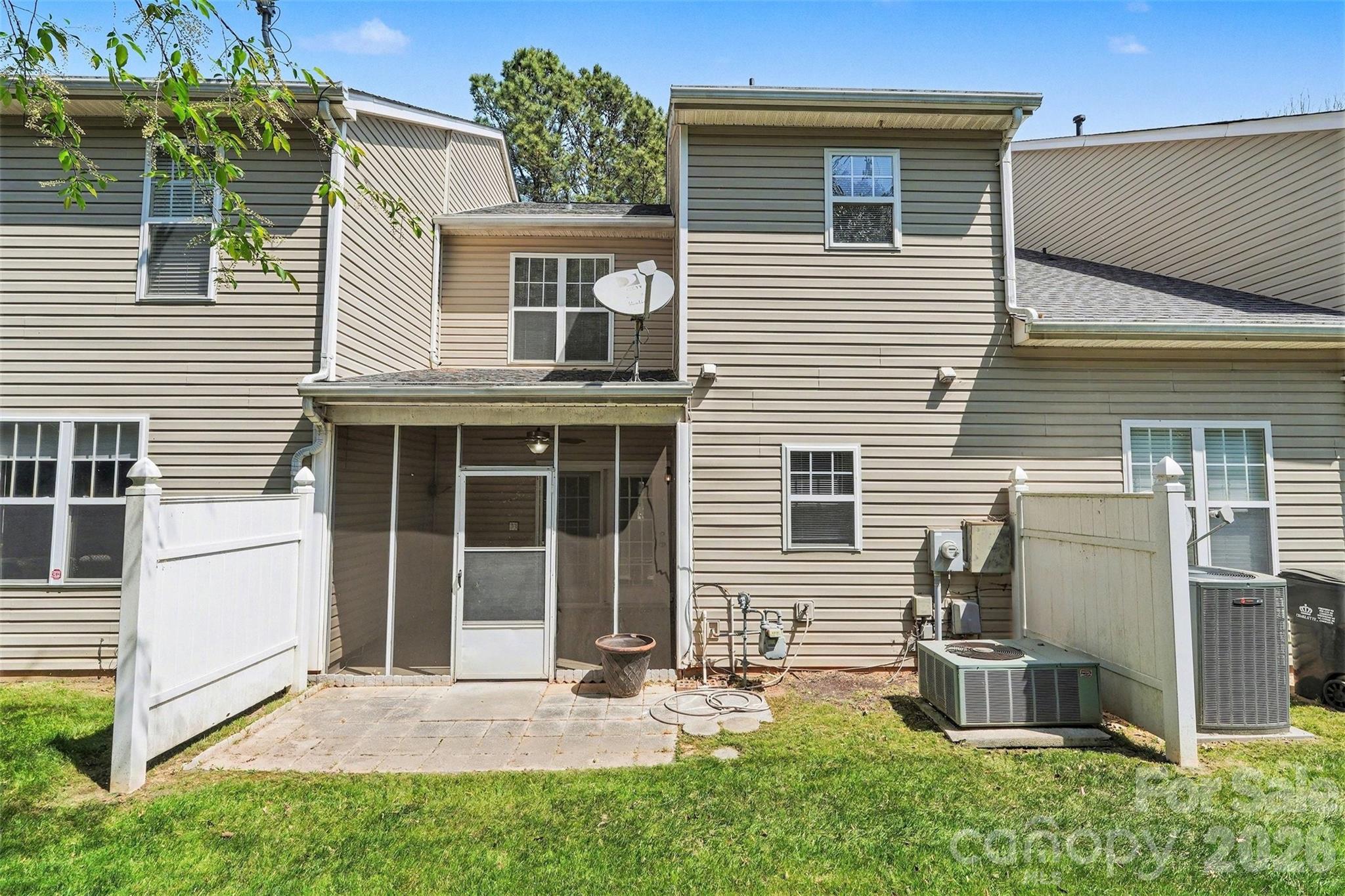 Photo 22 of 16914 Commons Creek Drive, Charlotte, NC