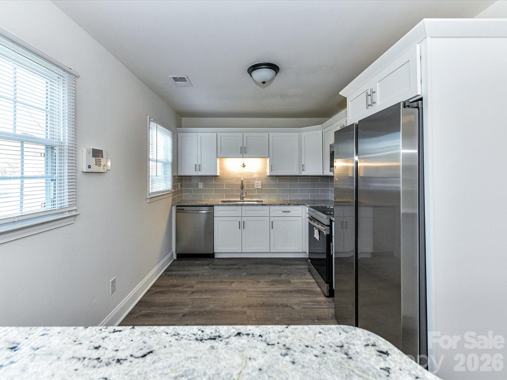 Photo 16 of 8322 Knights Bridge Road, Charlotte, NC