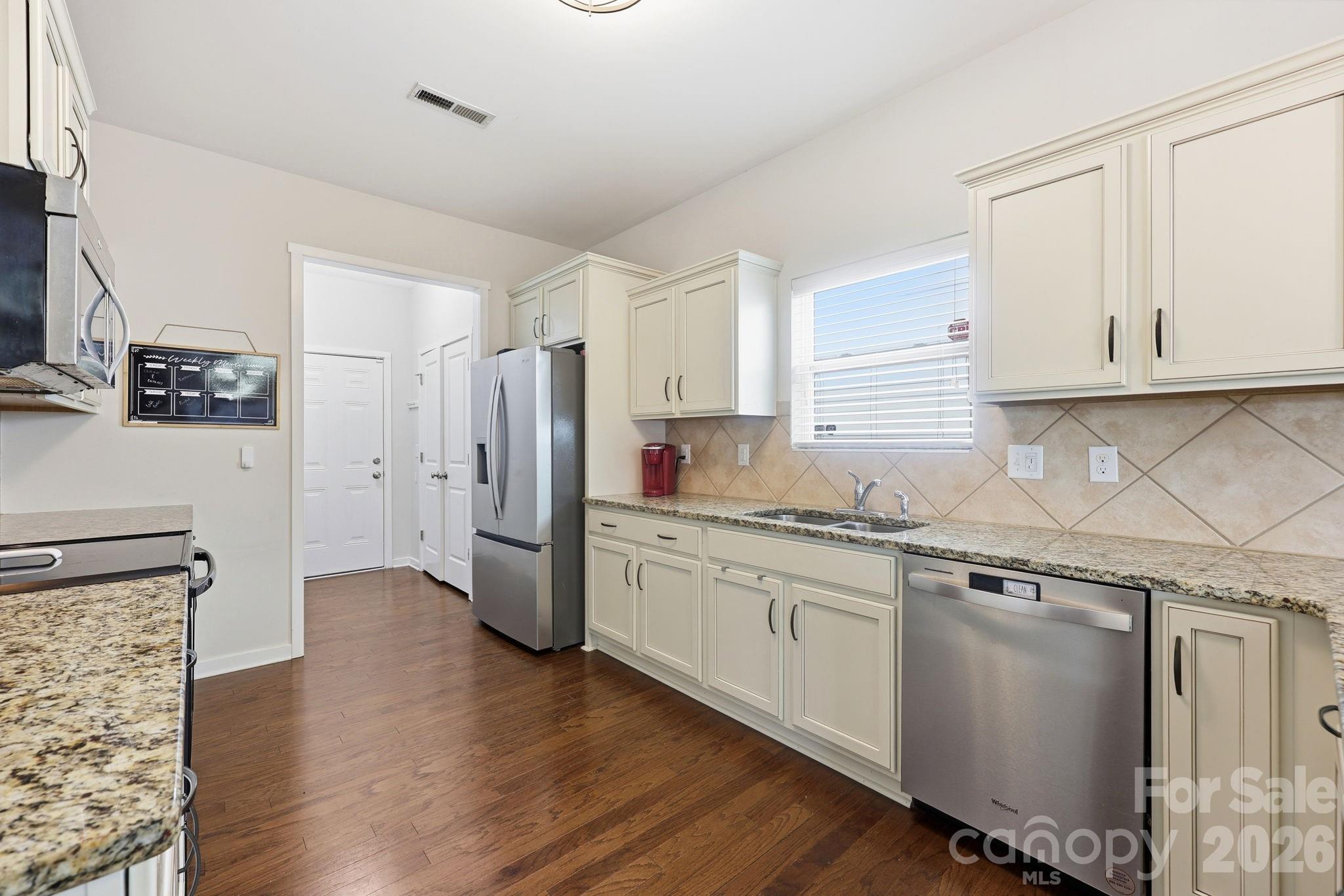 Home for sale at 8411 Washoe Pine Lane, Charlotte, NC — photo 13 of 34