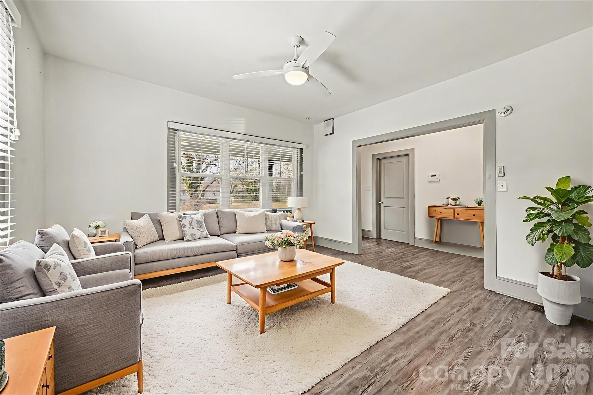 506 Campus Street, Charlotte, NC - photo 2 of 49