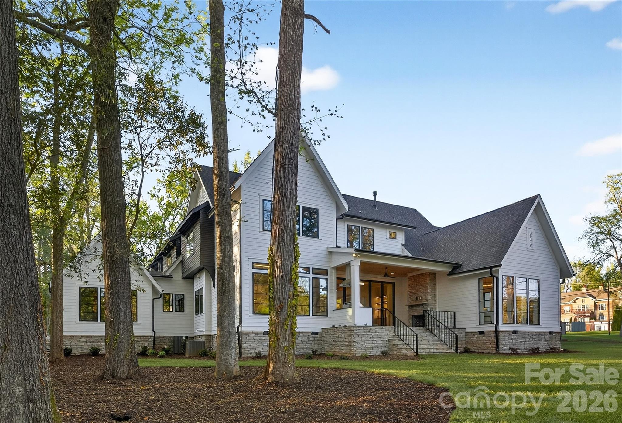 Photo 10 of 1209 Meadowood Lane, Charlotte, NC