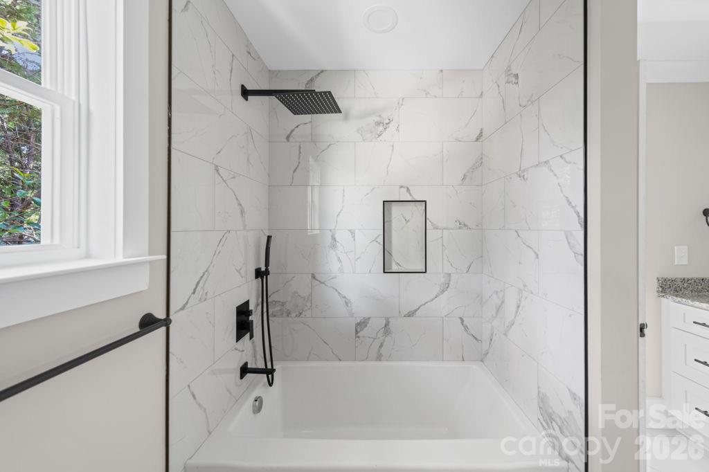 Photo 21 of 2406 Newland Road, Charlotte, NC